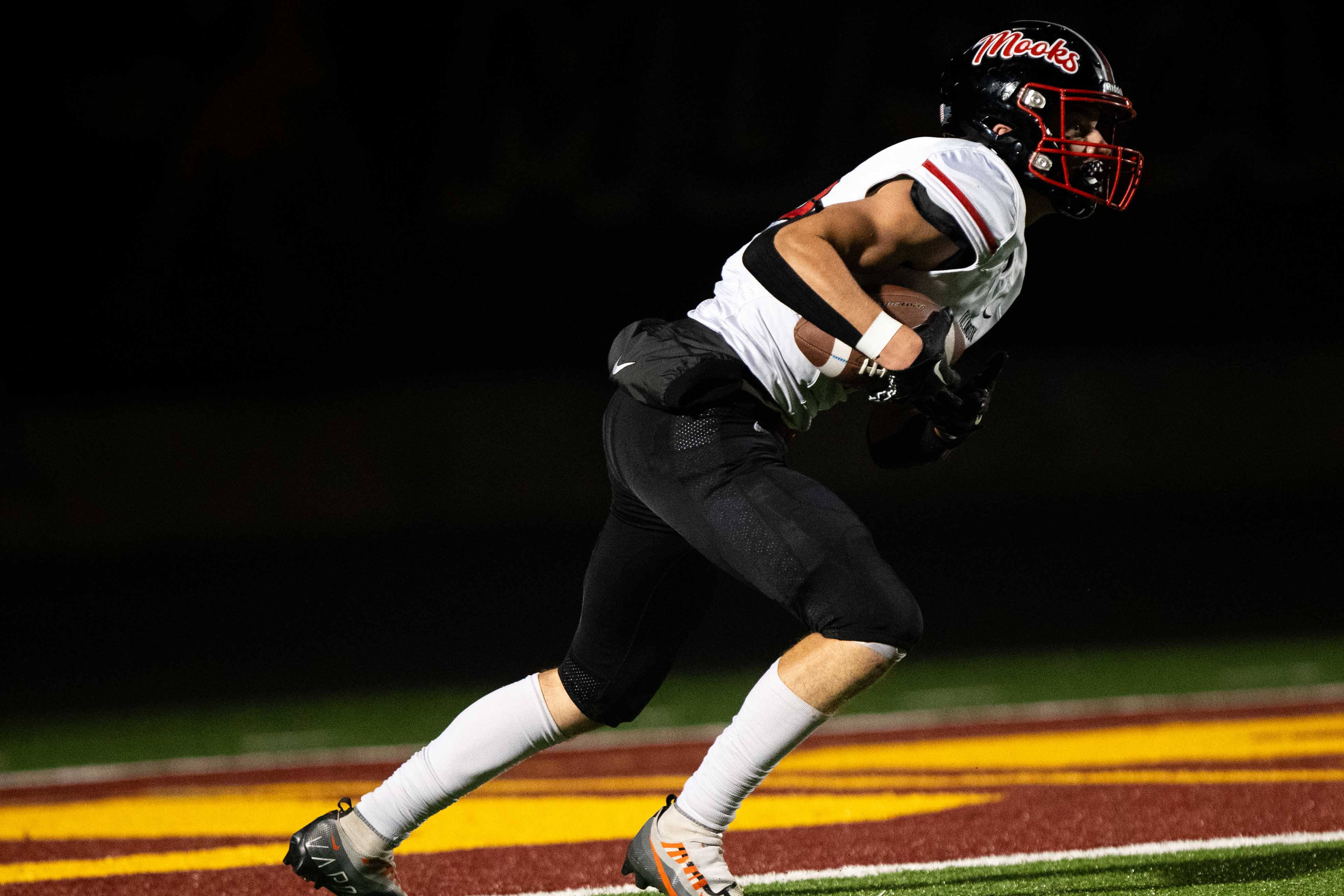 Oregon high school football: Tillamook Cheesemakers vs Milwaukie ...