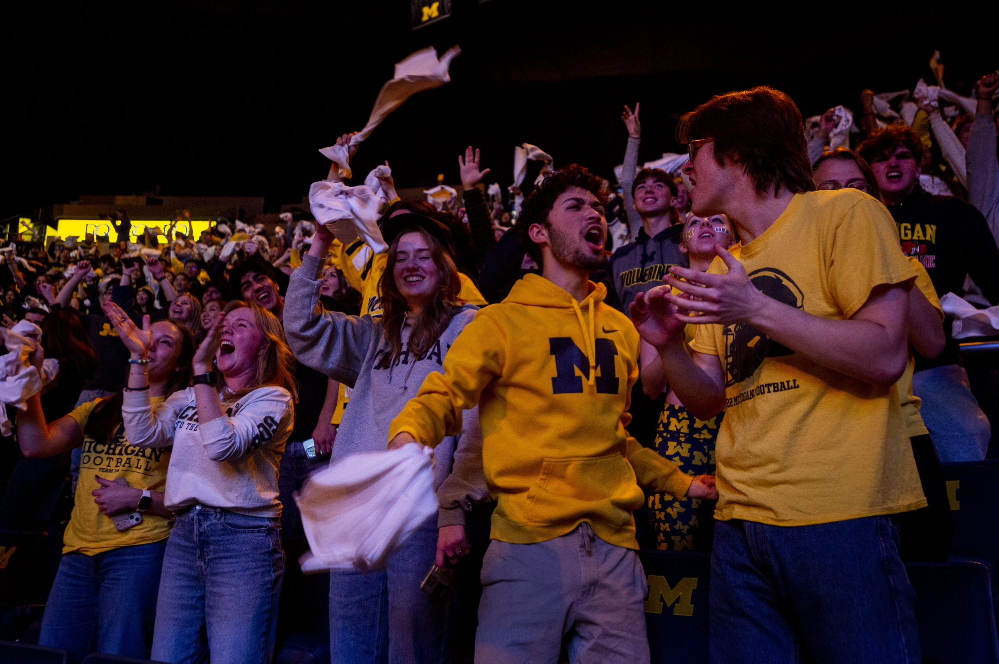 Michigan football fans watch national championship game from Ann Arbor ...