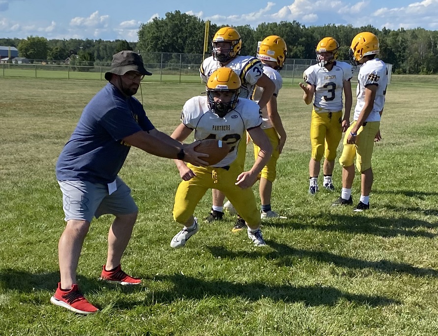 Standish-Sterling football team preparing for the 2022 season - mlive.com