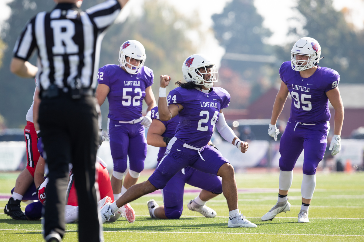 Linfield beats Pacific, extends consecutive winning seasons streak to ...