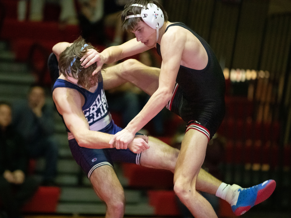 Cedar Cliff at Cumberland Valley wrestling - pennlive.com