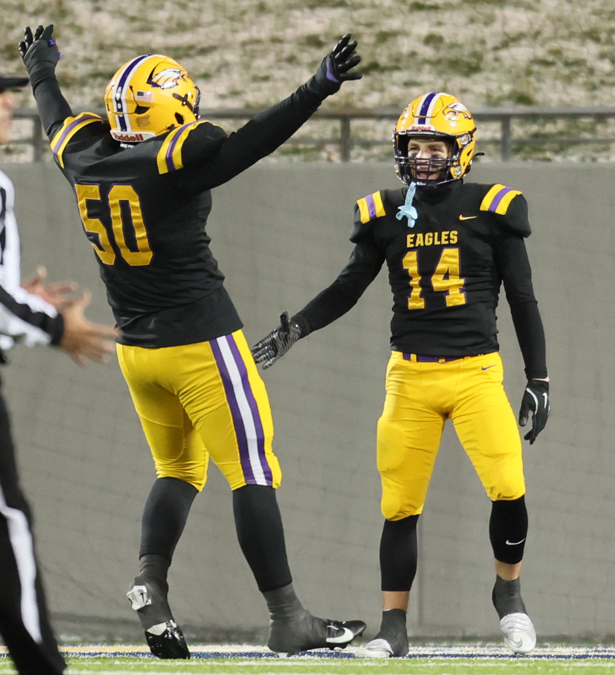 High school football:Avon vs. Walsh in division II semifinal, November ...