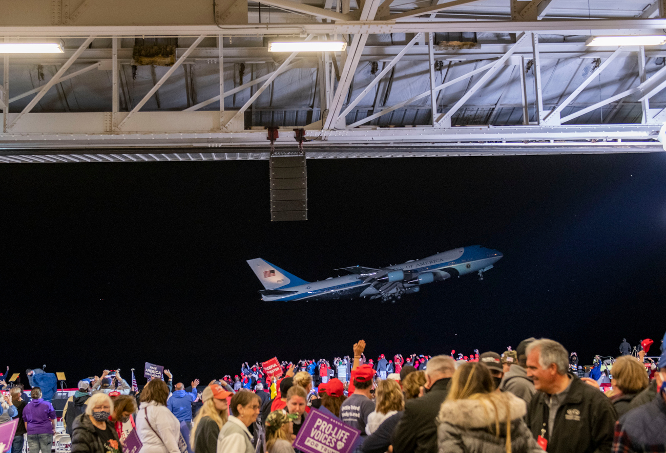 President Donald Trump campaigns in Freeland Michigan - mlive.com