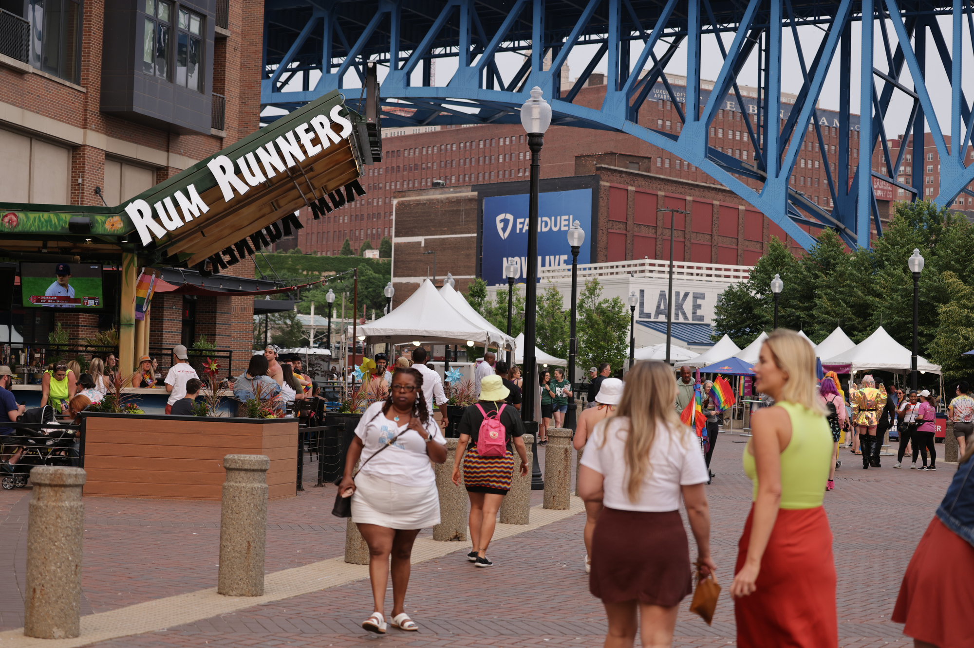 Cleveland’s Flats: 2023 restaurant and bar guide - cleveland.com