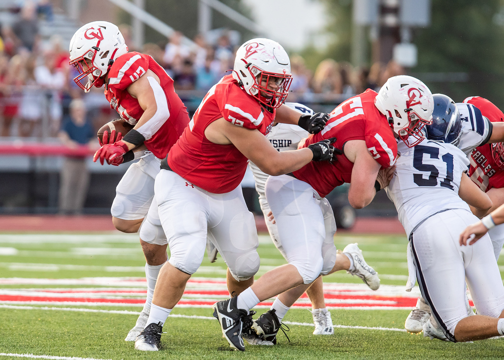 Cumberland Valley defeats Manheim Twp. 31-27 in week 1 of high school ...