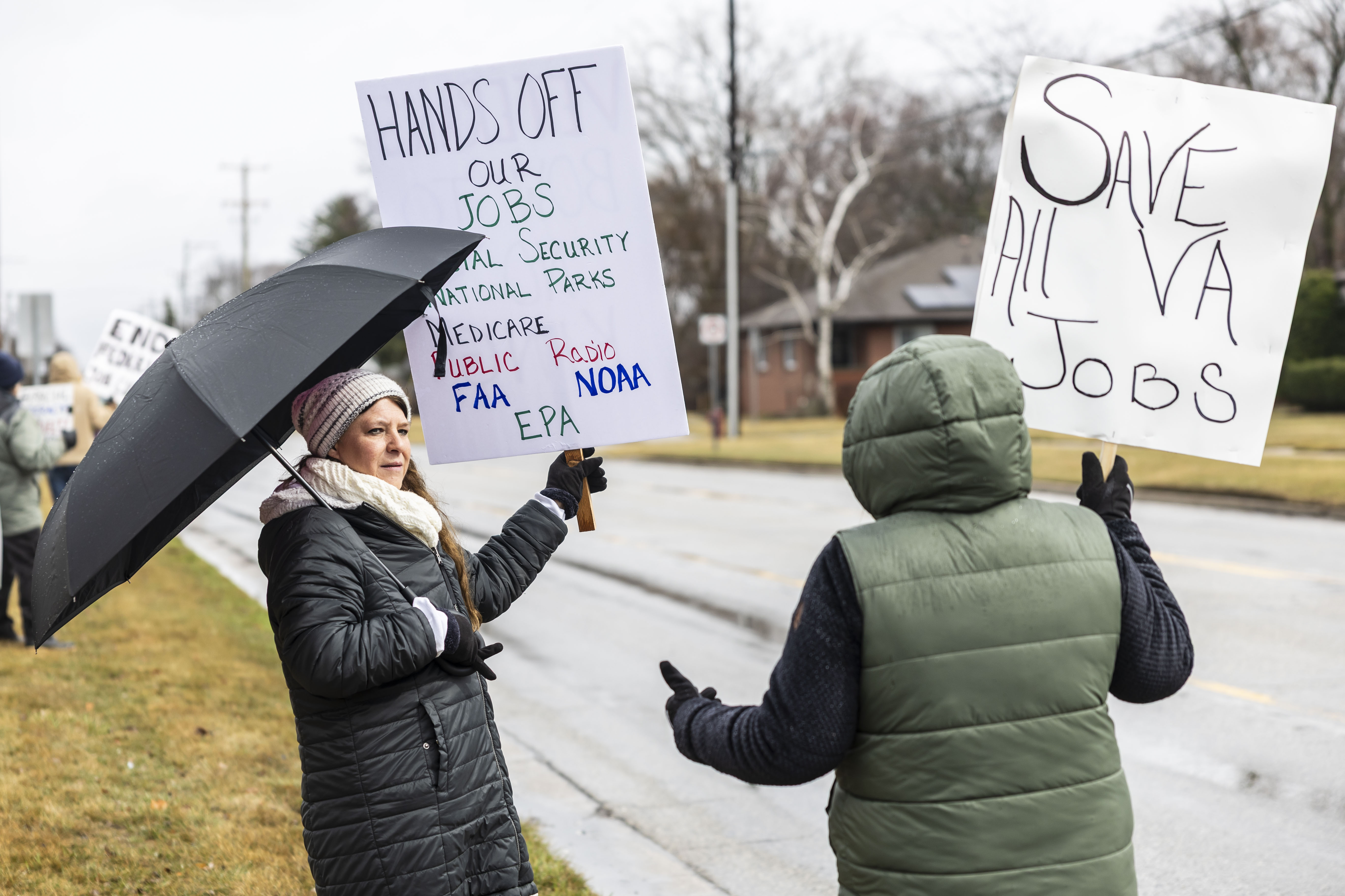 Protestors rally for veterans in front of Saginaw VA Hospital - mlive.com