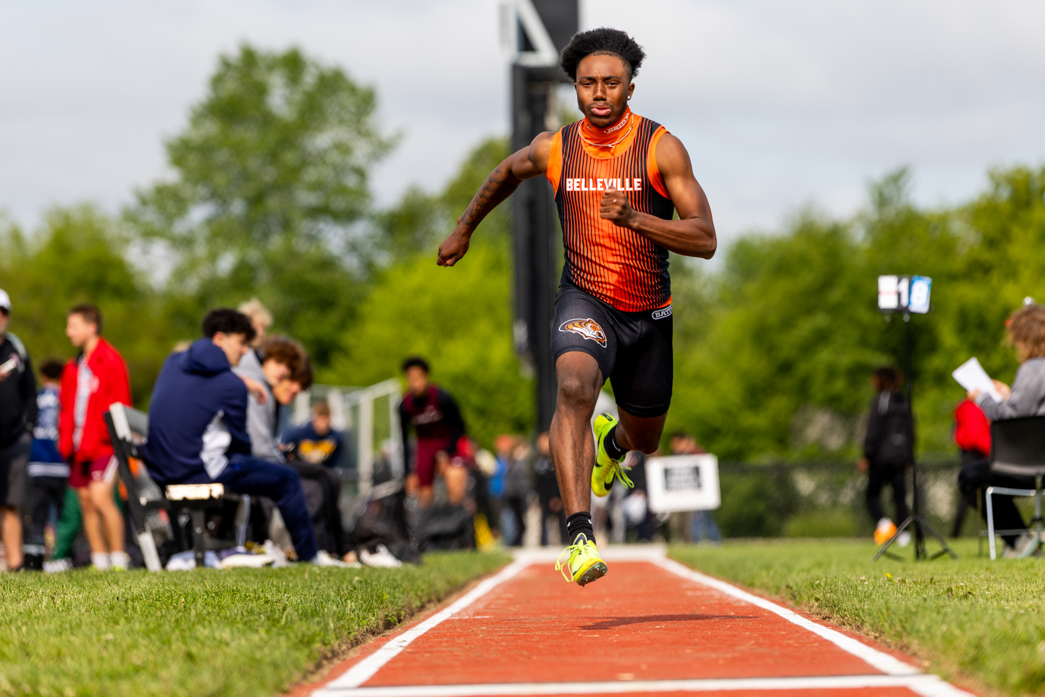 Inside Belleville's historic track and field state final win - mlive.com