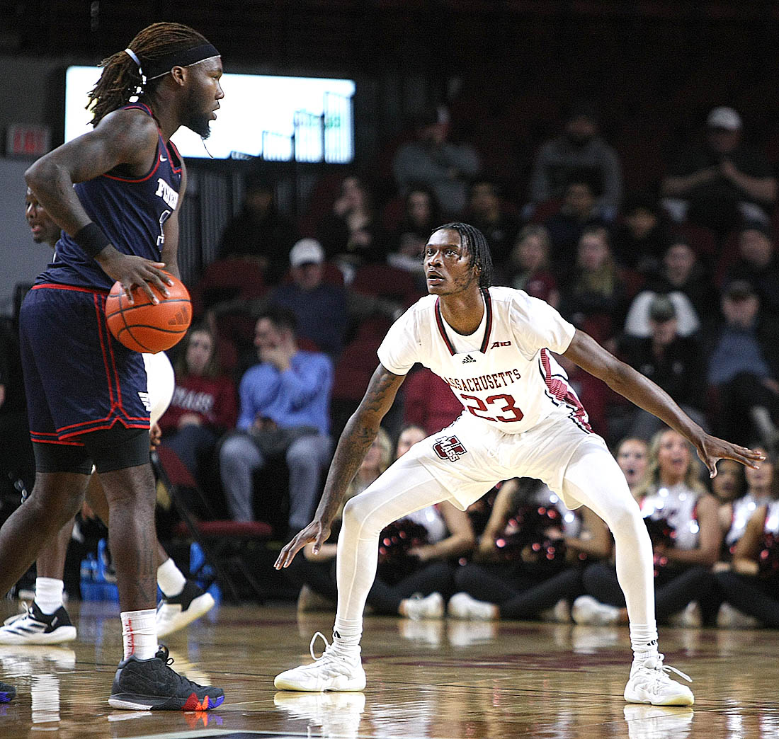UMass Men's Basketball vs Dayton 1/8/25 - masslive.com