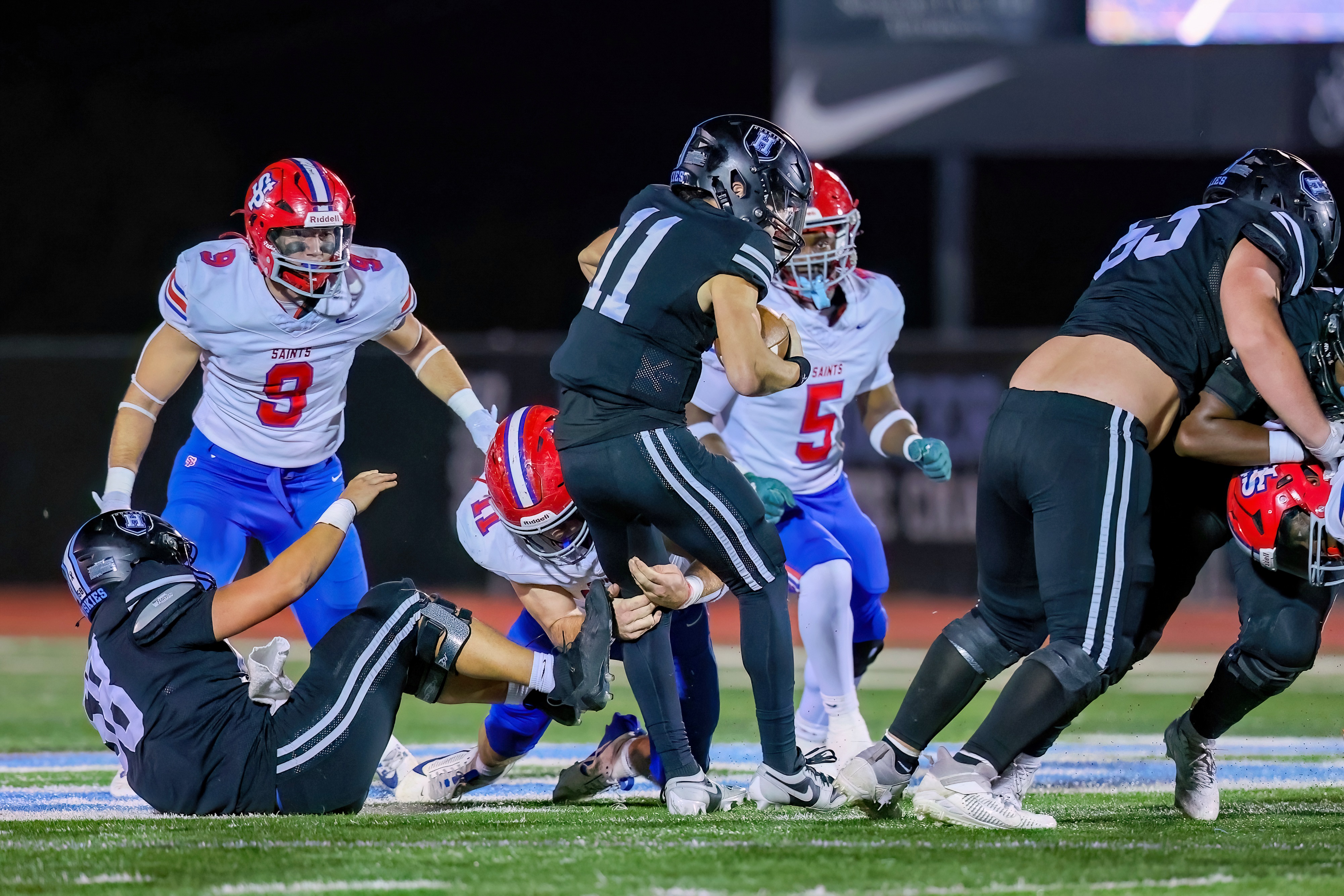 St Paul's at Helena 6A Football Playoffs - al.com