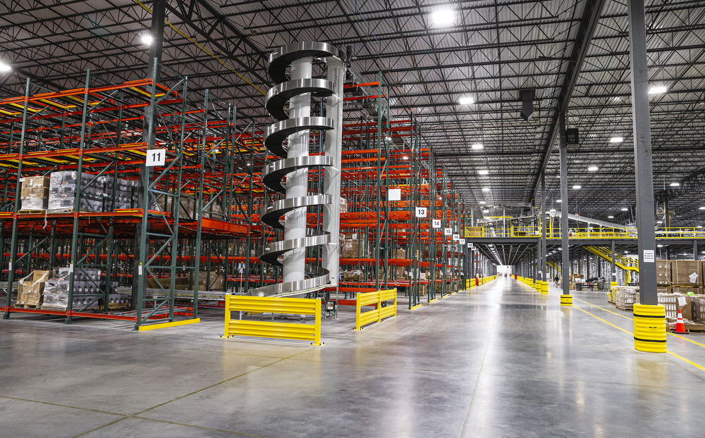 Amazon Warehouse Building