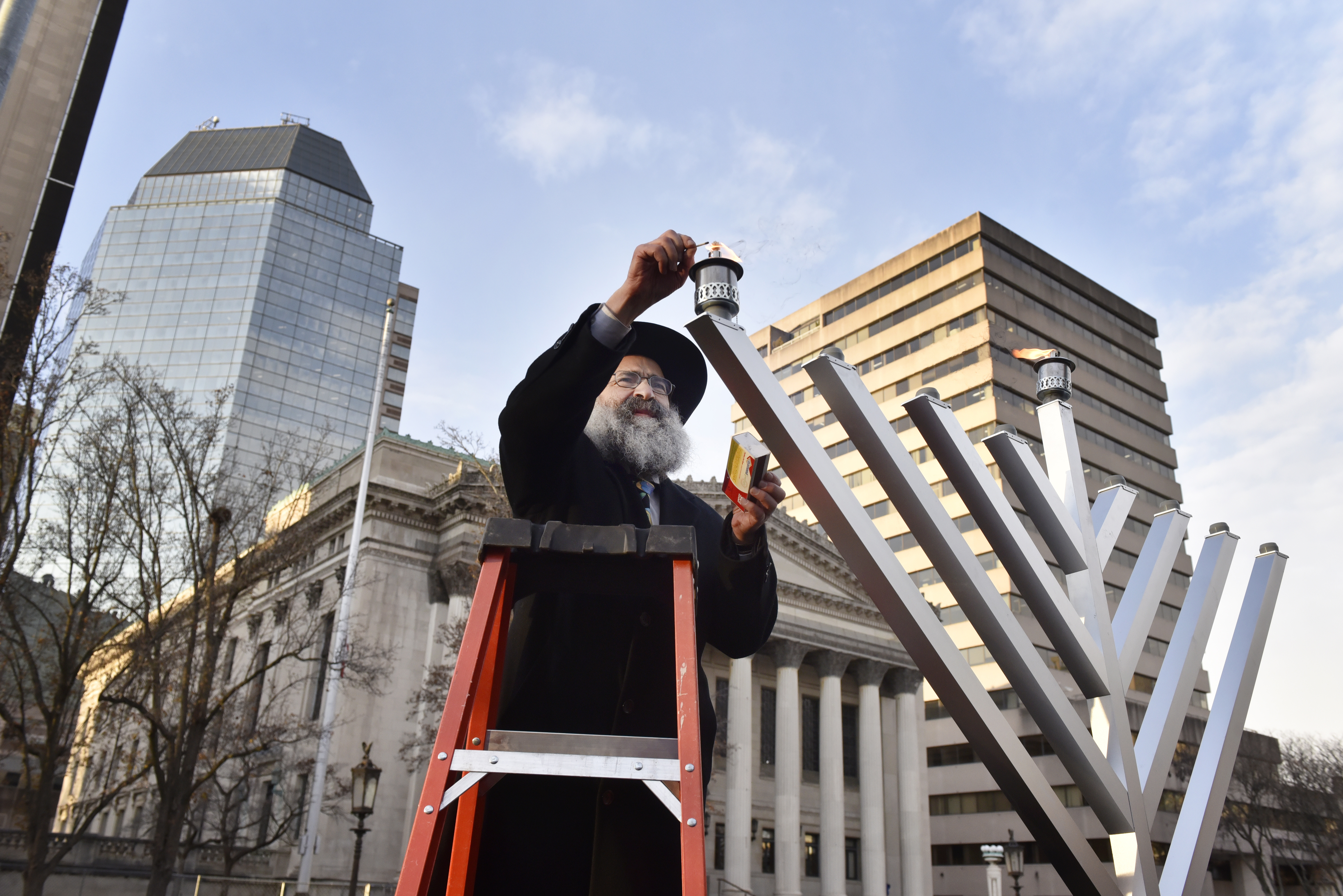Springfield celebrates Hanukkah with Court Square menorah lighting ...