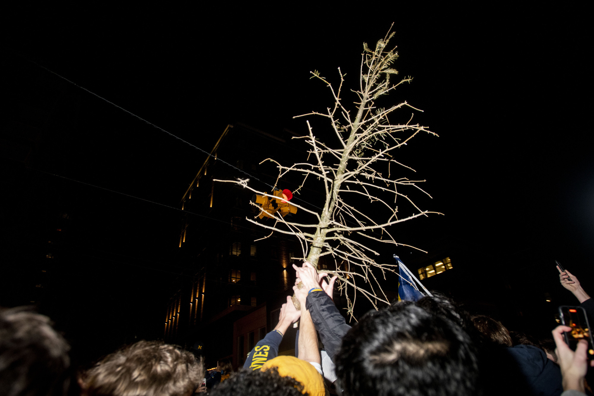 Fans celebrate in Ann Arbor after Michigan football wins national ...