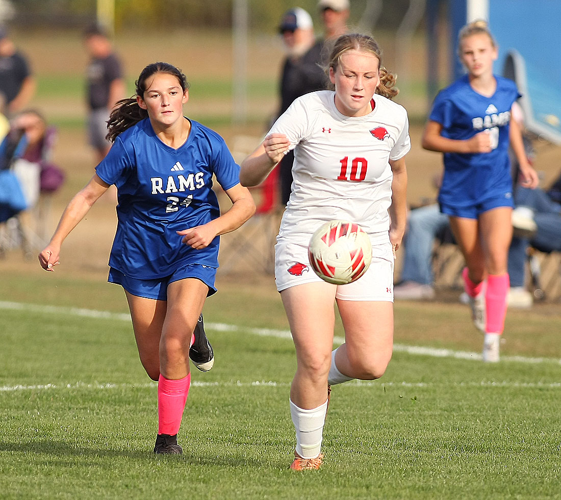 Frontier vs Granby girls Soccer 10/2/25 - masslive.com