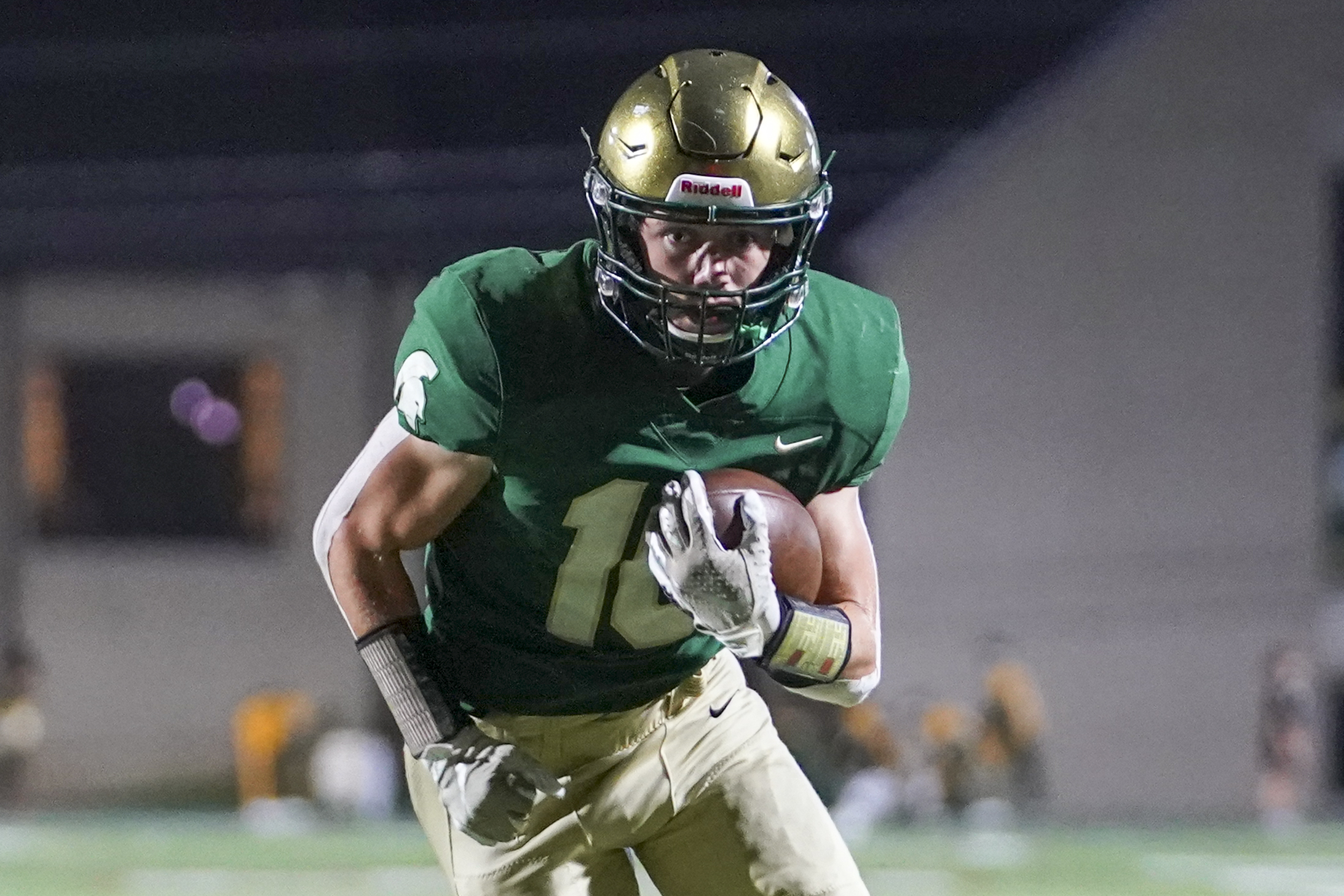 Woodlawn vs. Mountain Brook Football - al.com