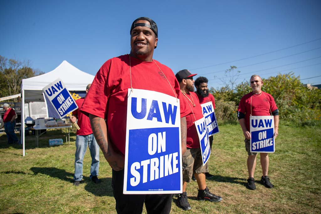 UAW strikes in Lower Swatara Township - pennlive.com
