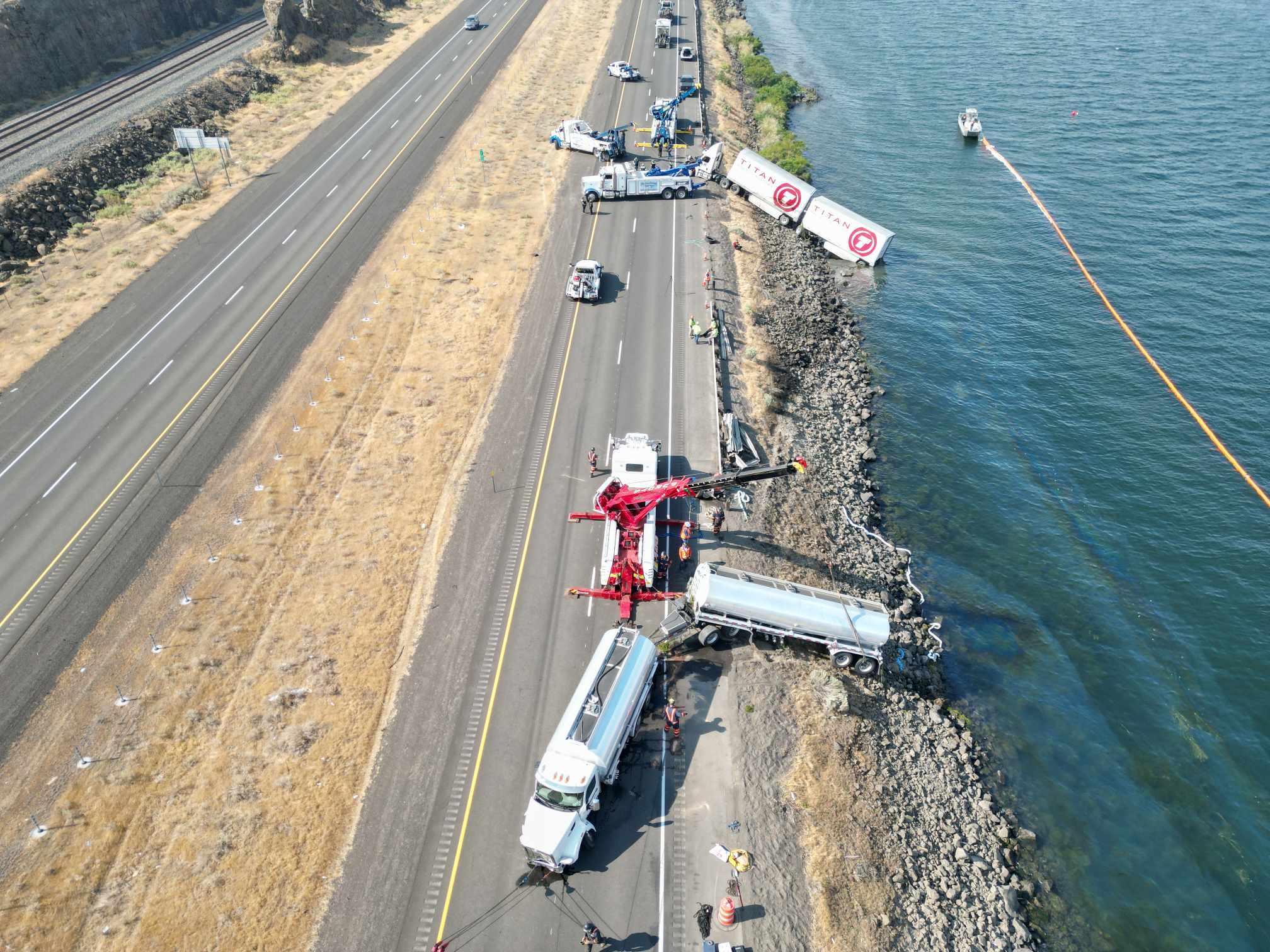 Two semi-trucks recovered from Columbia River near Biggs Junction ...
