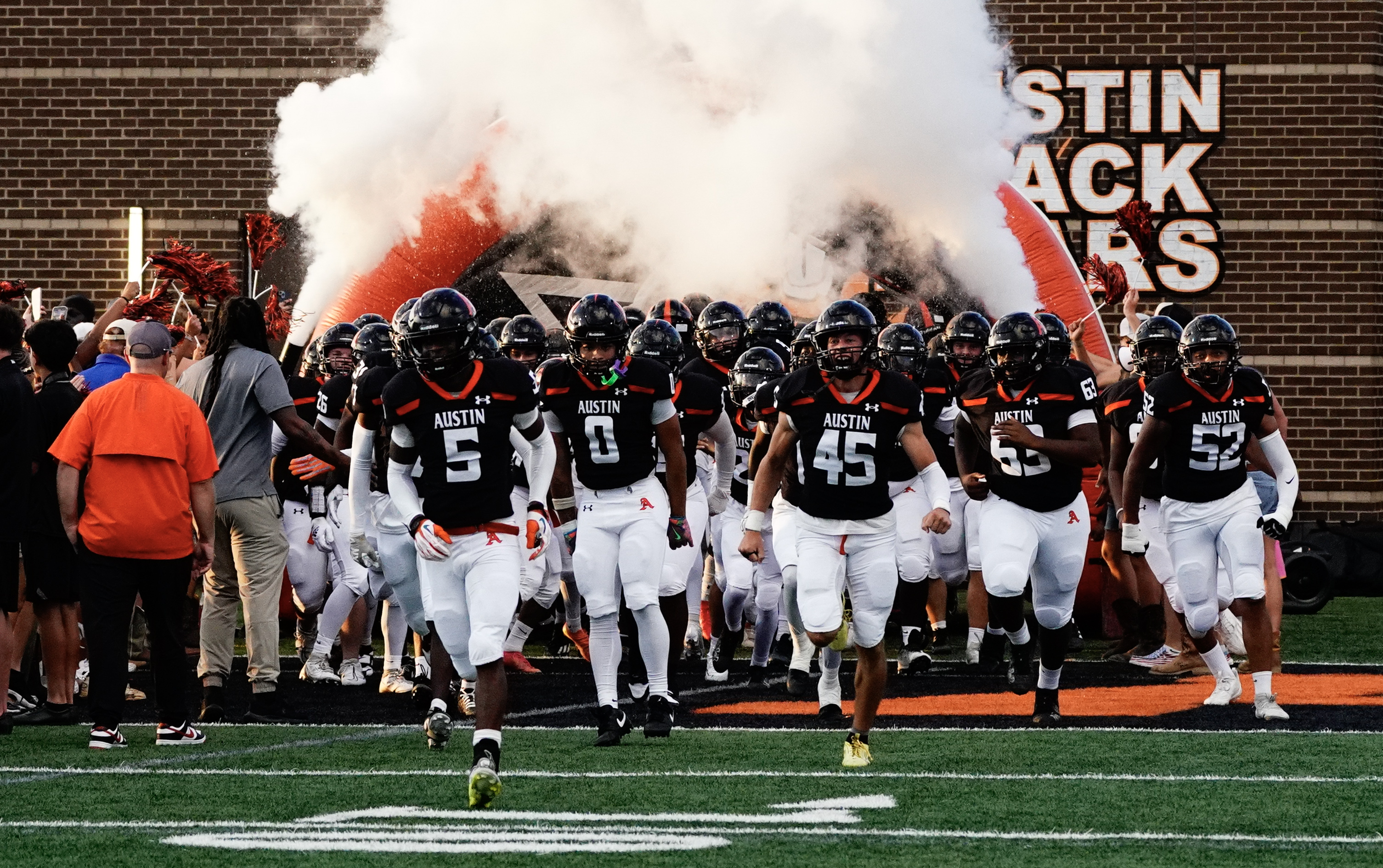Hartselle vs. Austin High School Football Aug. 22, 2025 - al.com