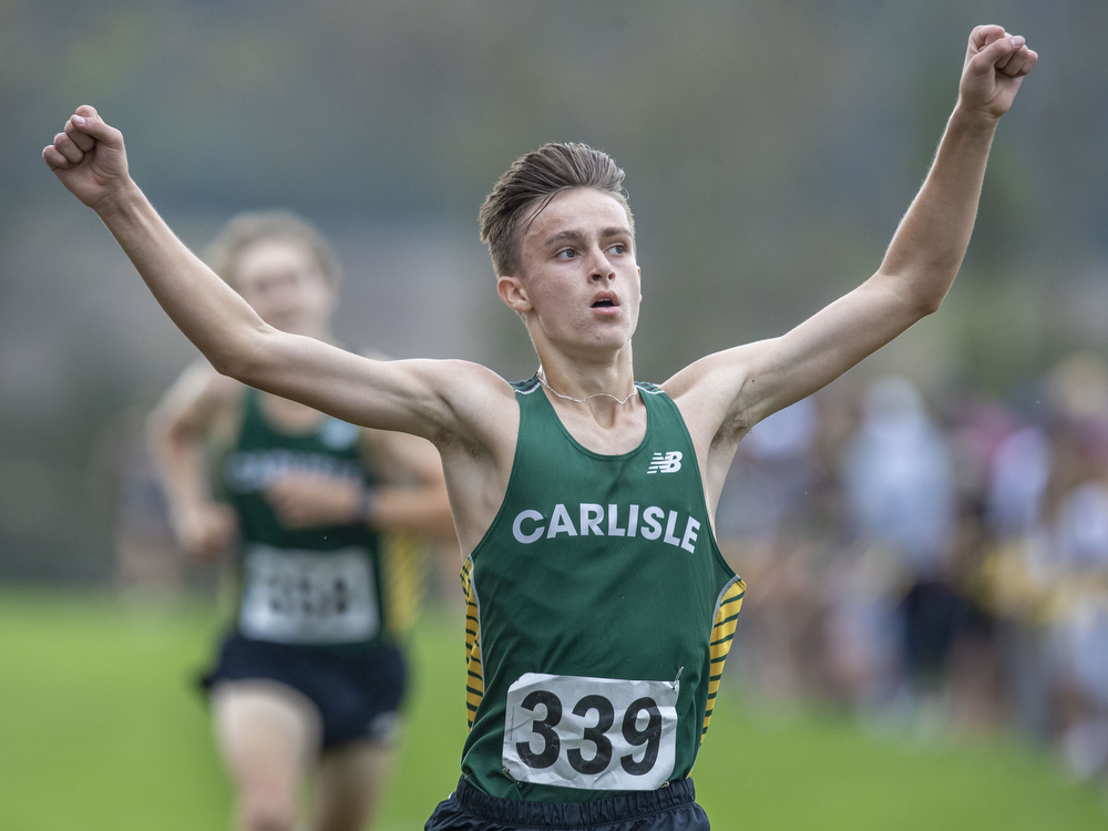 Weber Long wins the 2021 Boys Mid-Penn Cross Country Championship ...