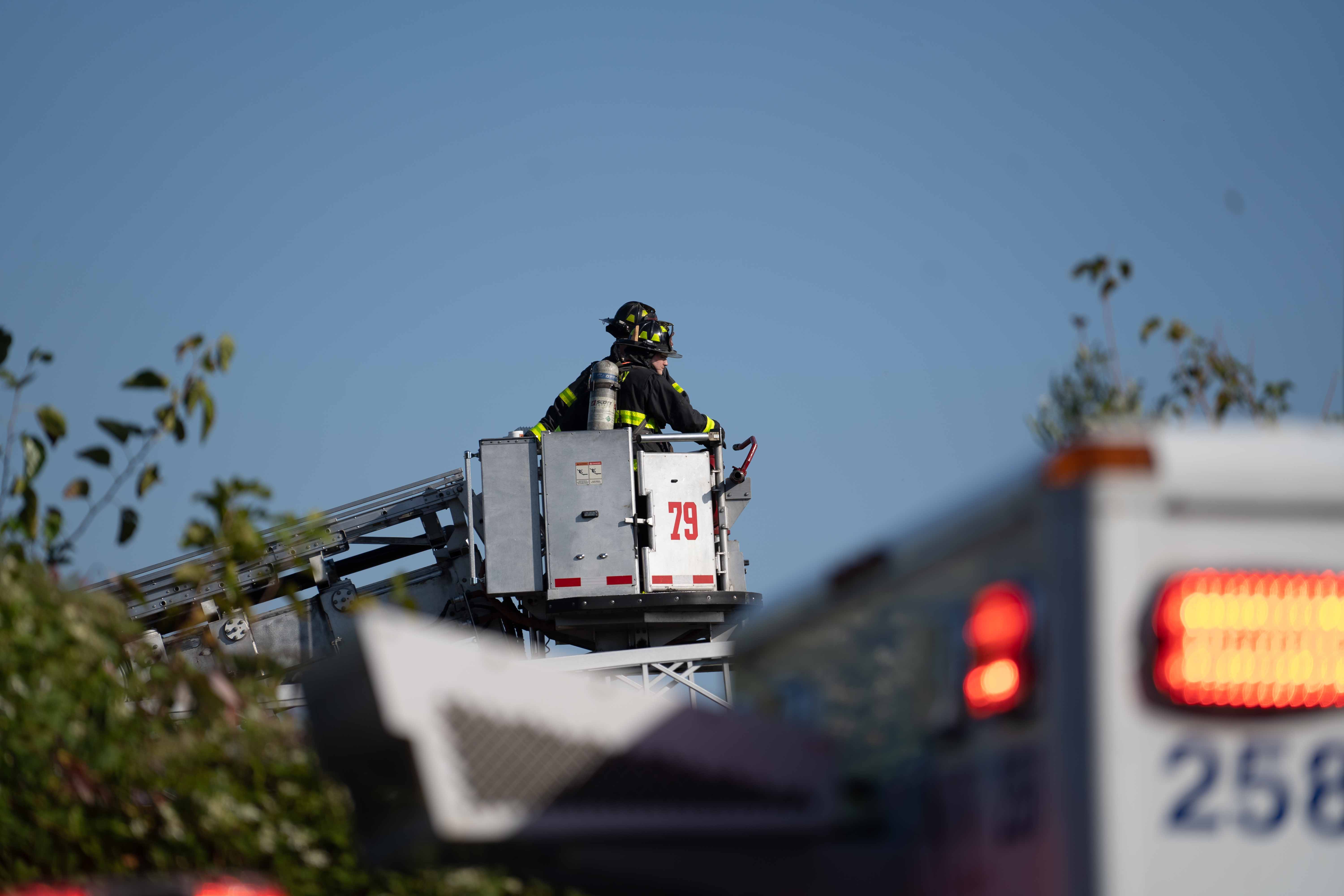 Massive FDNY response for warehouse fire in Stapleton - silive.com