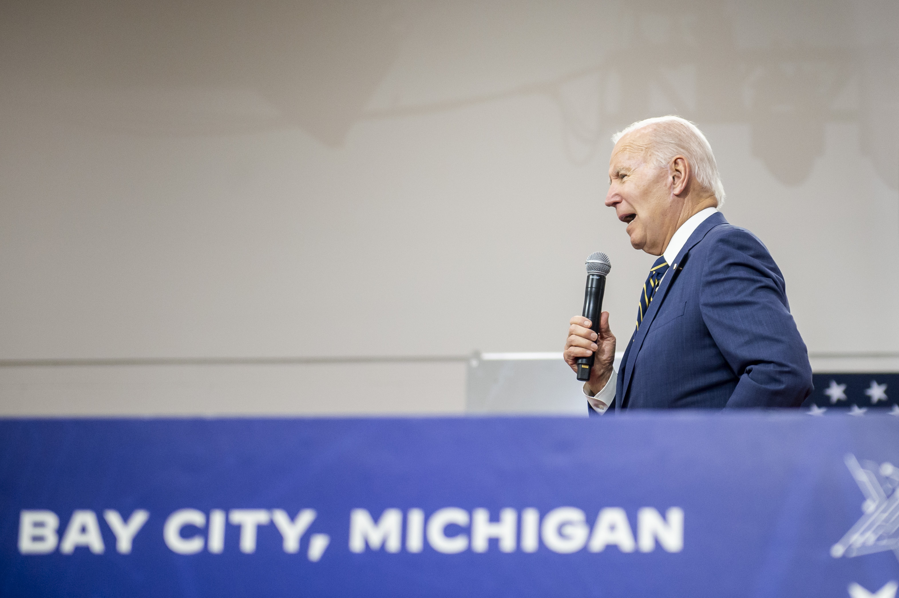 Michigan man returns to prison for, yet again, threatening to kill U.S ...