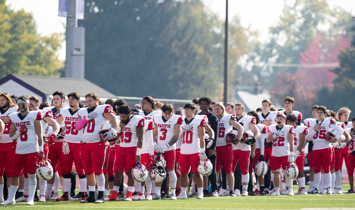 Linfield beats Pacific, extends consecutive winning seasons streak to ...