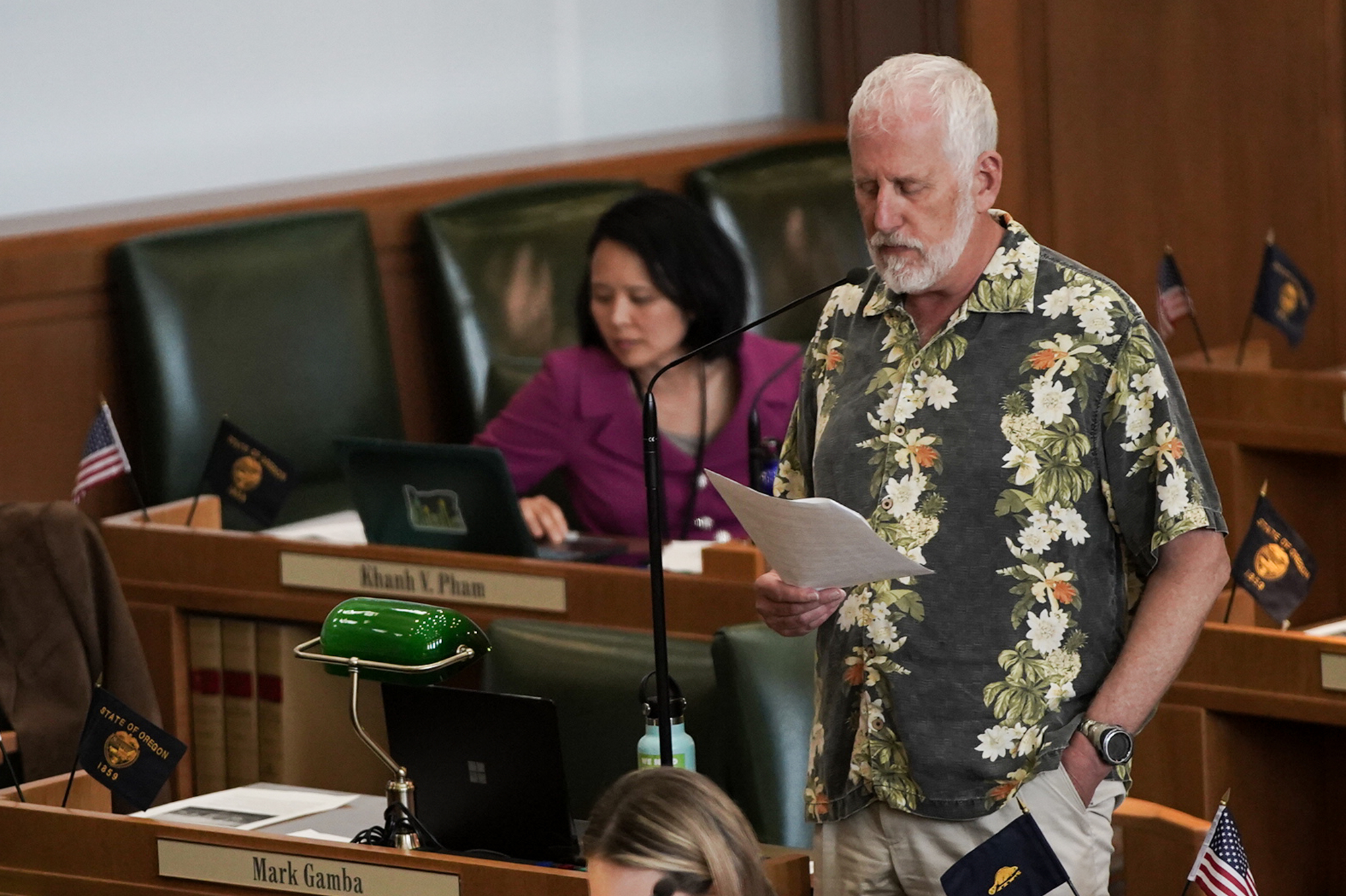 Oregon state lawmakers rush to pass slew of laws before constitutional ...