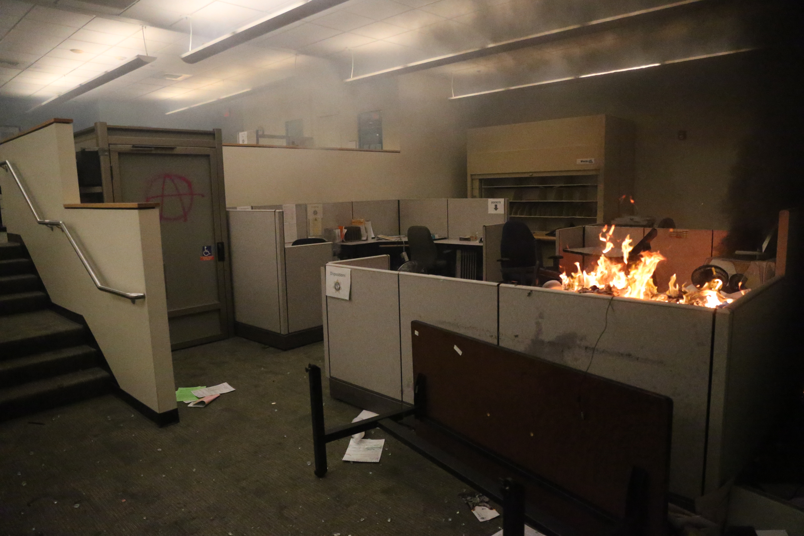 Portland protesters rally in front of Justice Center against killing of ...