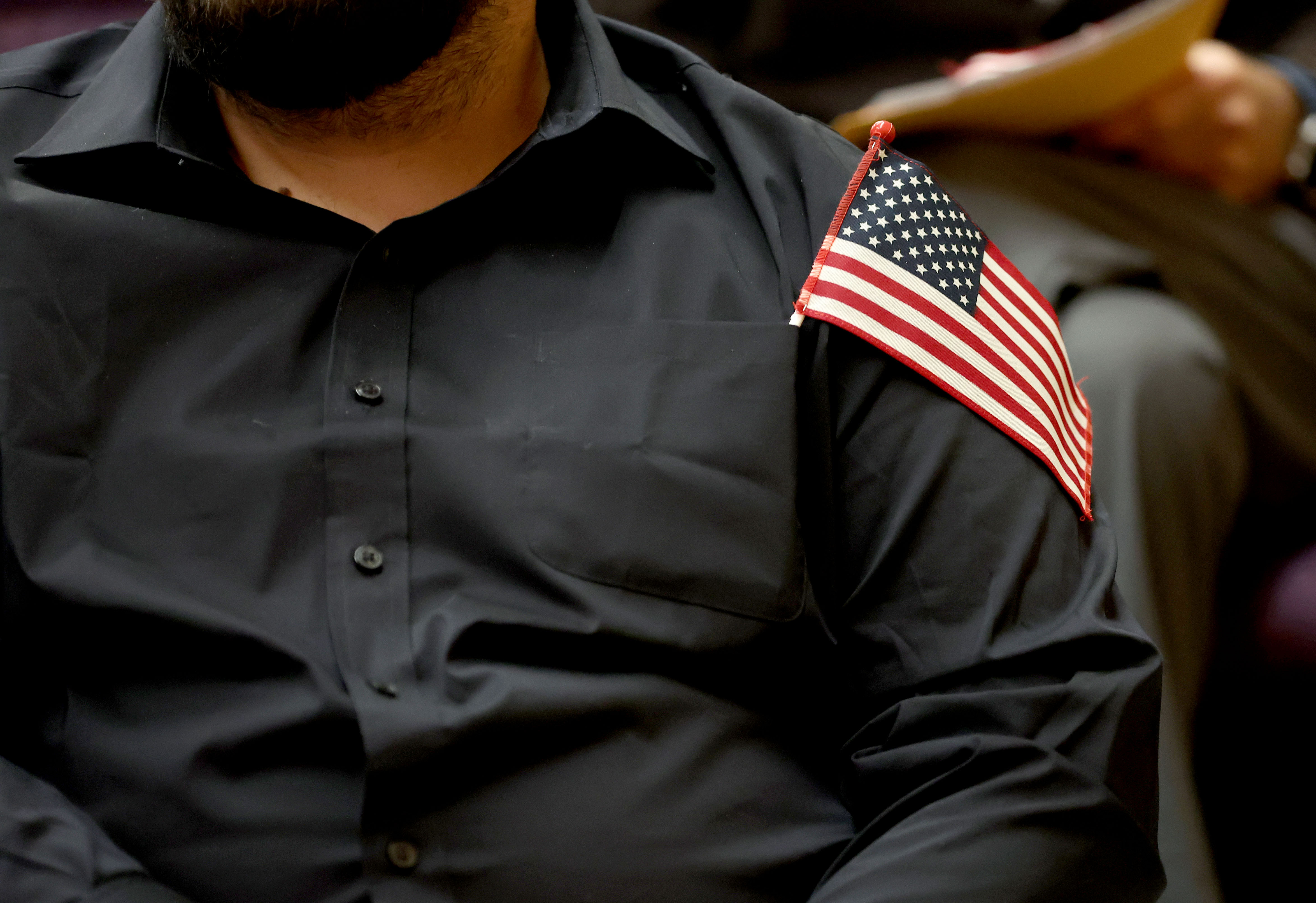 Eighty new citizens welcomed at OCC ceremony - syracuse.com