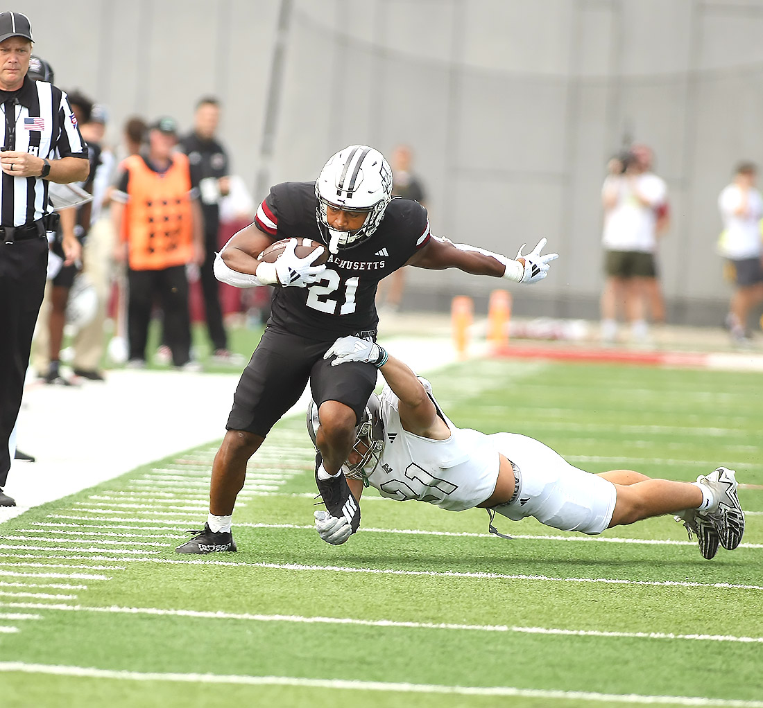 UMass Football vs Eastern Michigan 8/31/24 - masslive.com