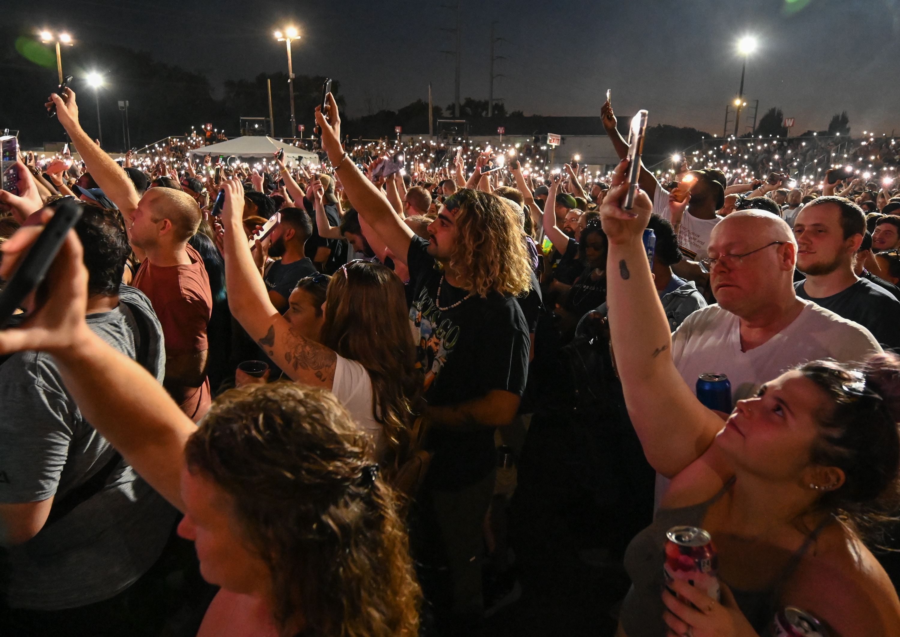 Fans pack Big E Arena for rapper Ludacris - masslive.com