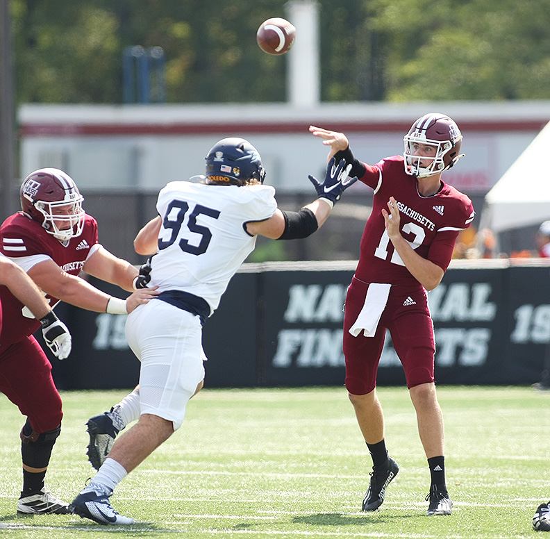 UMass Football vs Toledo 10/2/21 - masslive.com