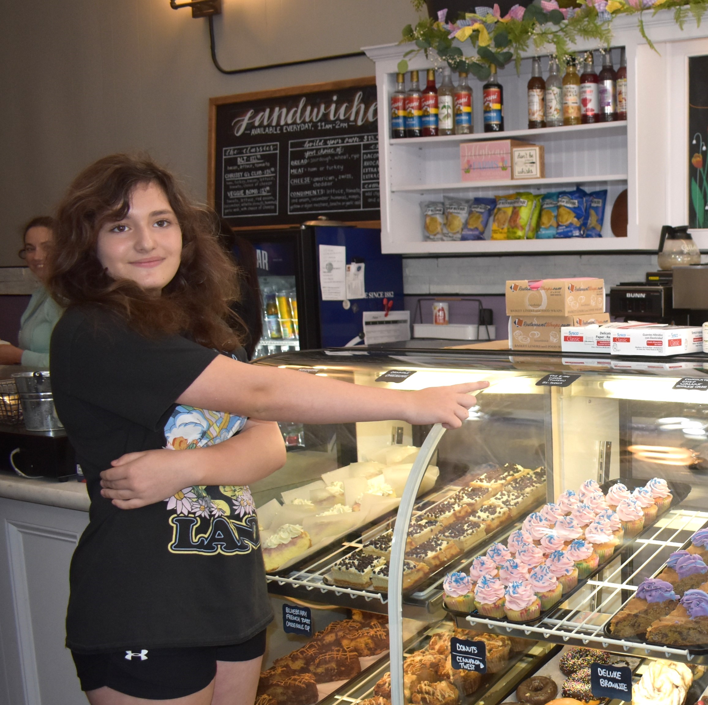 Chrissy G's cupcake contest - masslive.com