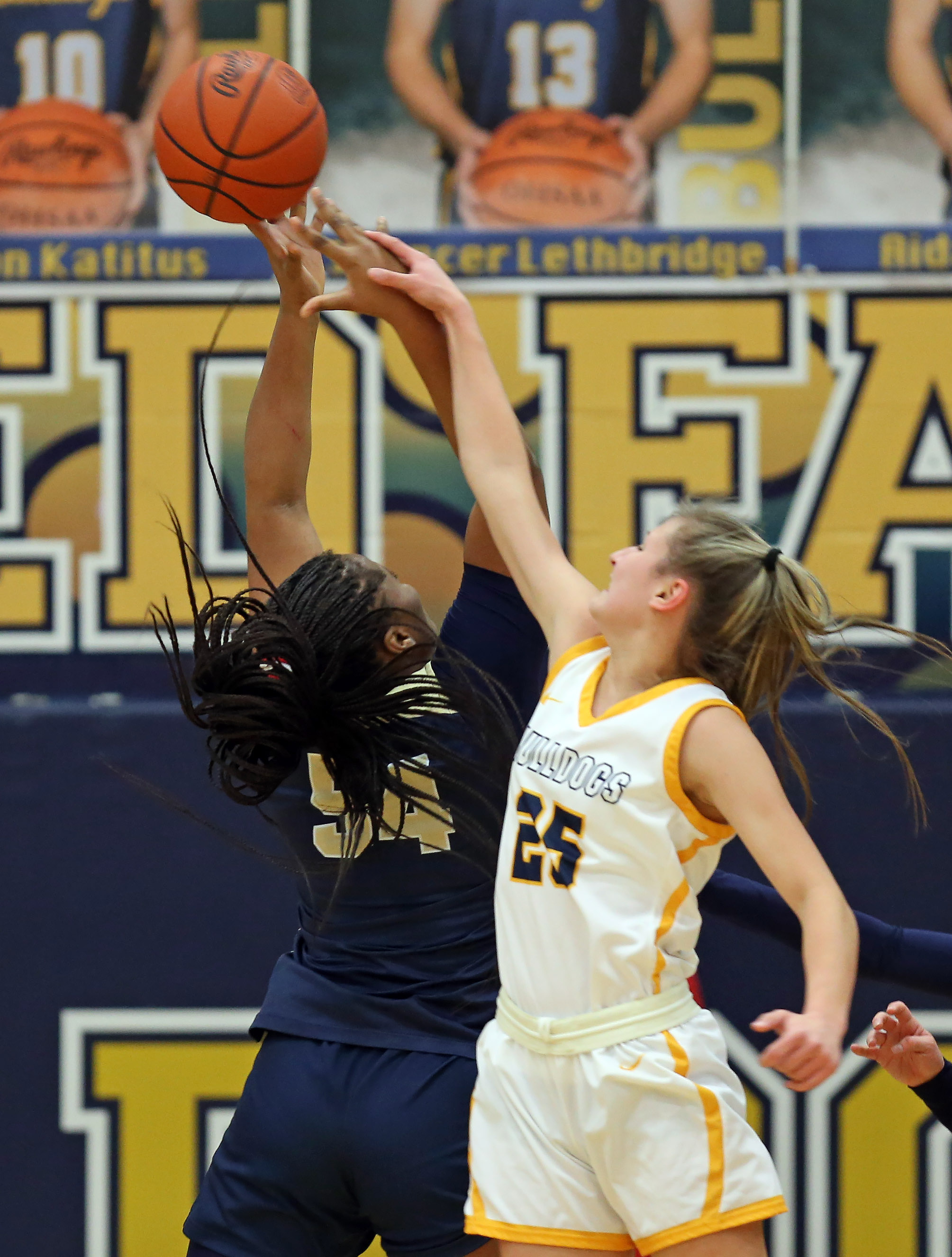 Girls high school hoops: Archbishop Hoban at Olmsted Falls, January 27 ...