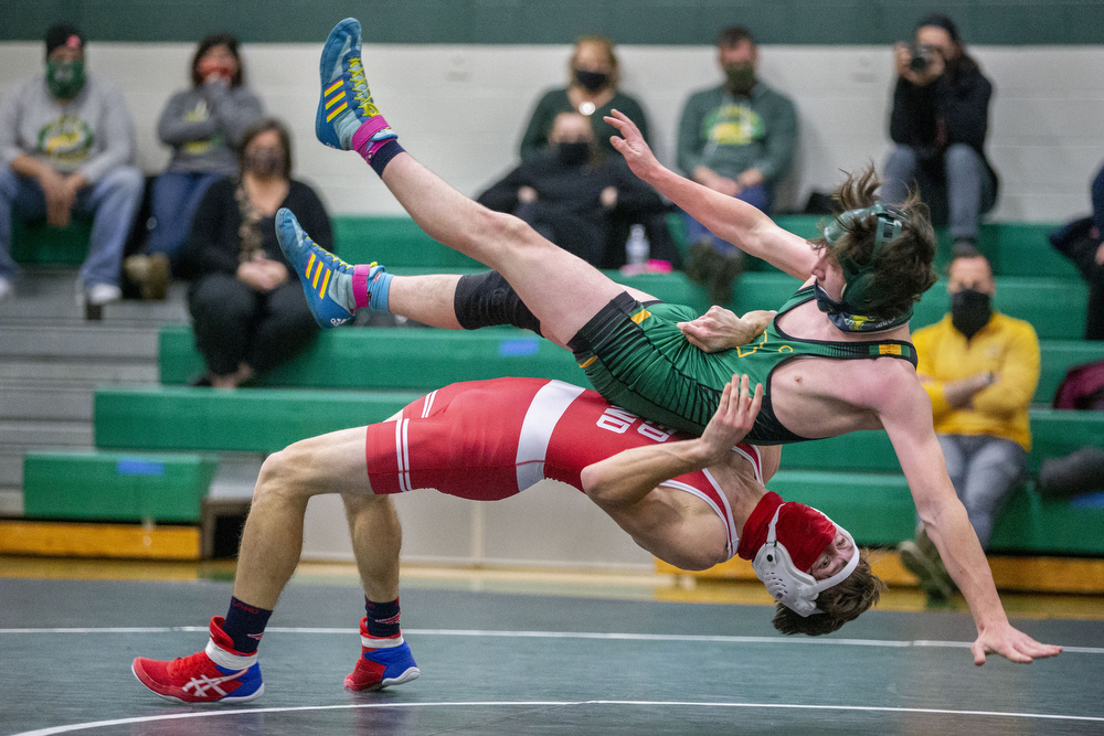 Carlisle defeats Red Land 43-24 in wrestling dual meet - pennlive.com