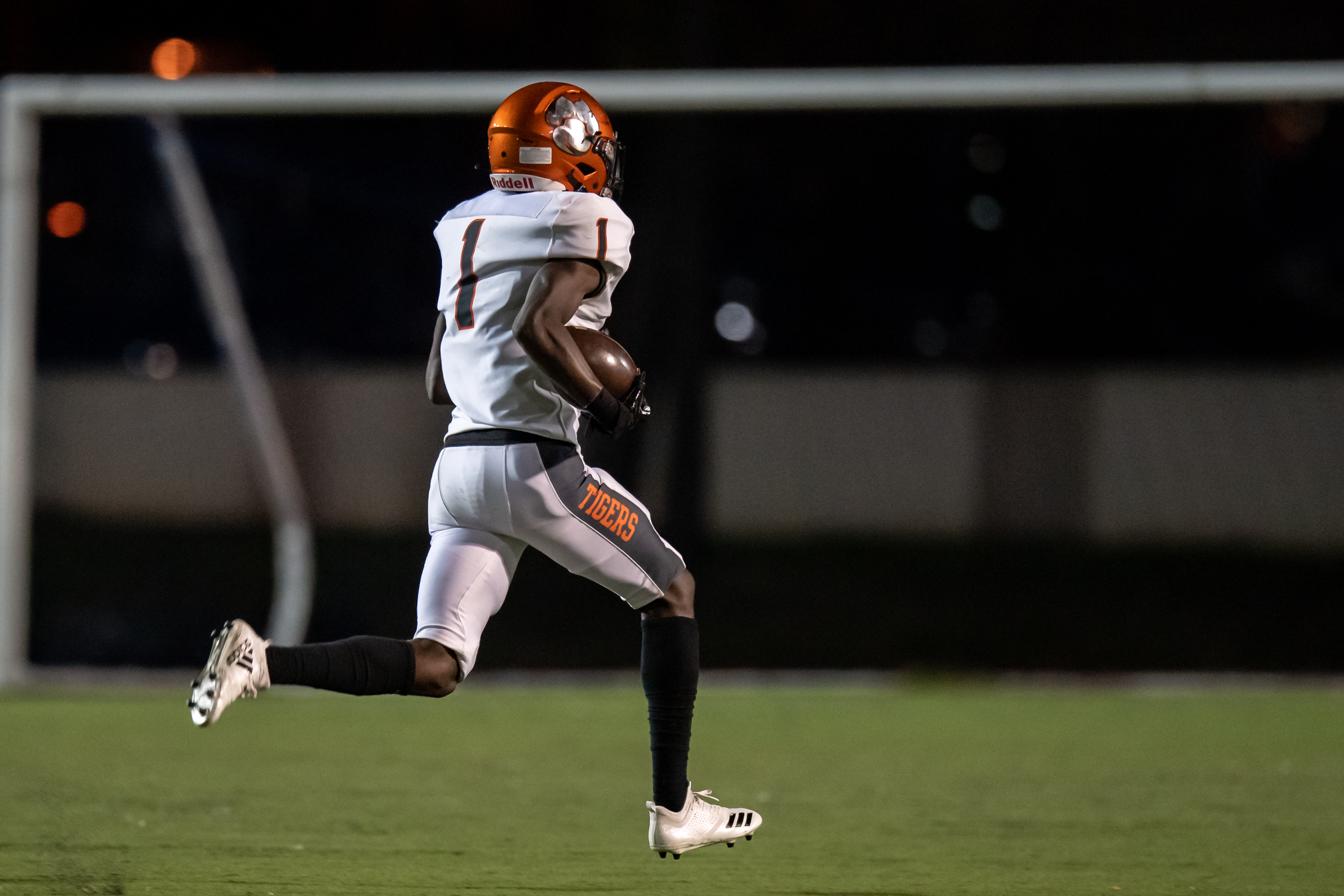 HIGH SCHOOL FOOTBALL: Snyder vs Weequahic - nj.com
