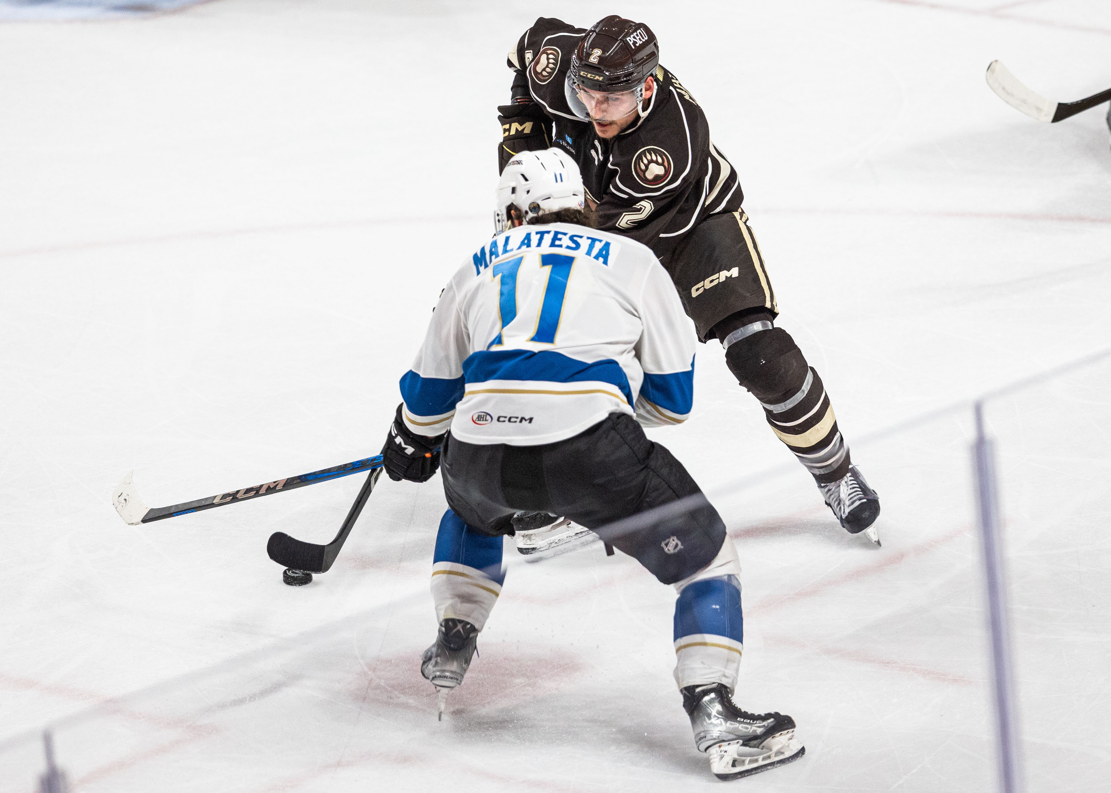 Hershey Bears vs. Cleveland Monsters in game 2 of Eastern Conference ...