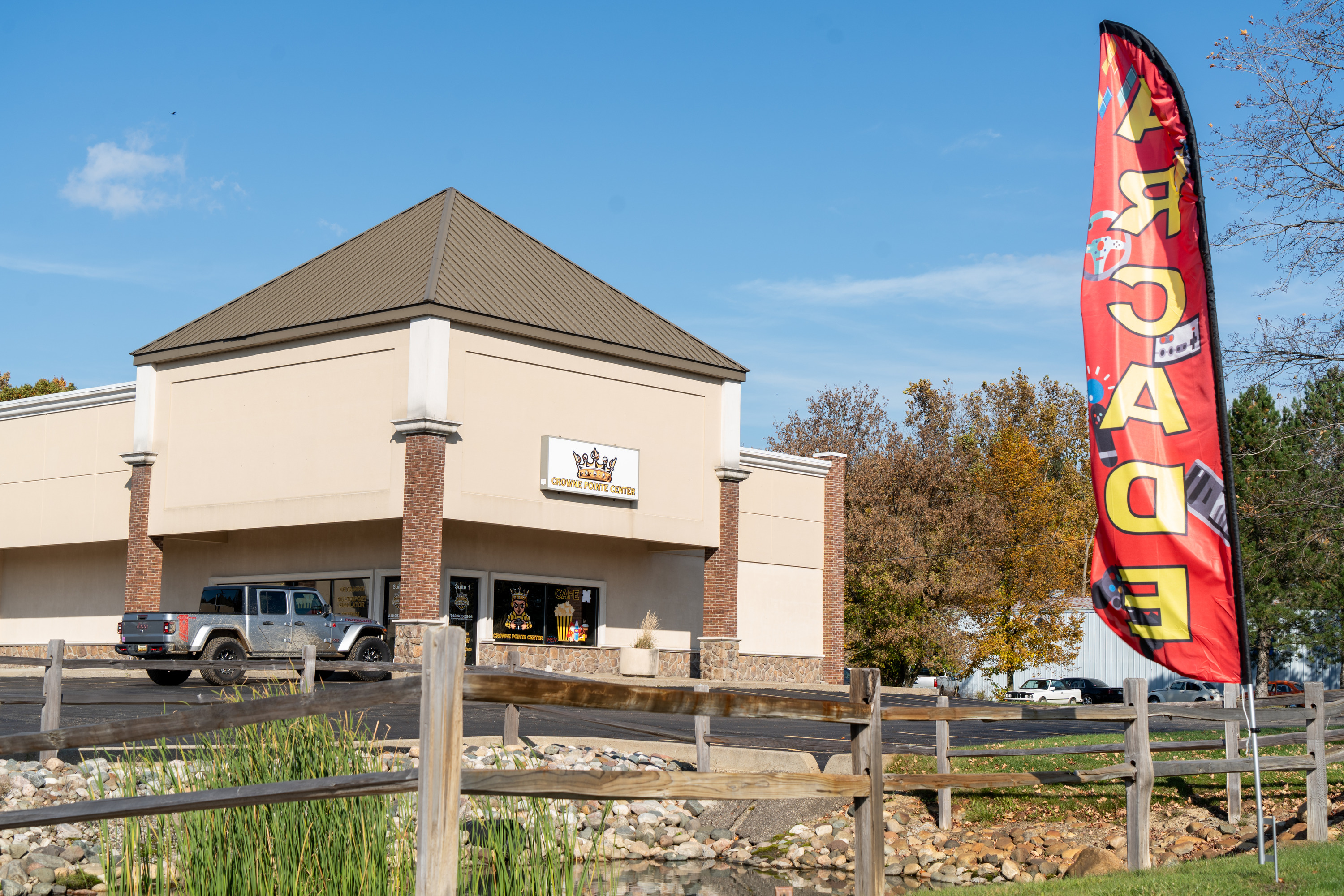 Couple turns VR dream into reality with Crowne Pointe Center in Holly ...