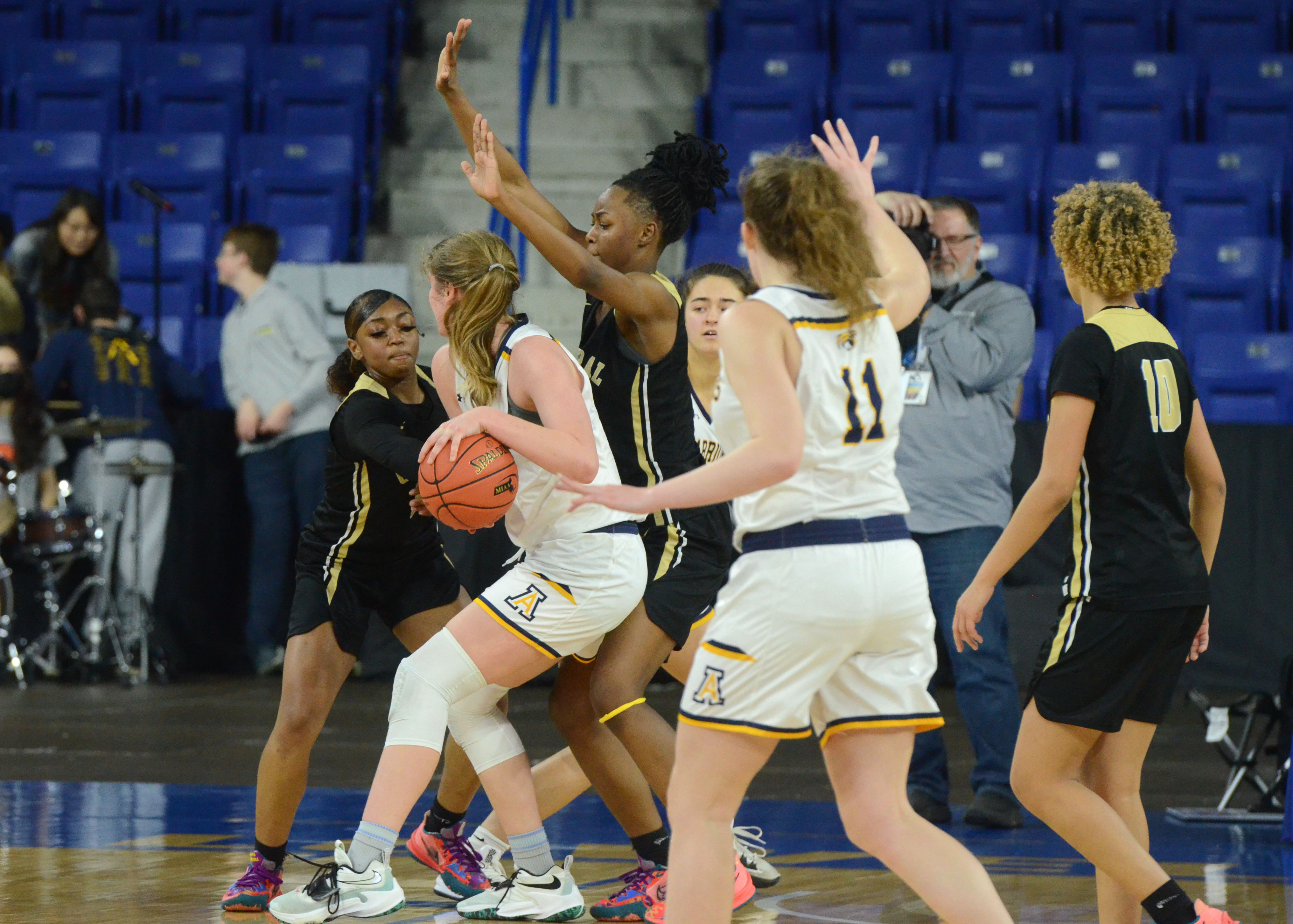 Division I Girls State Championship: Central vs. Andover - masslive.com