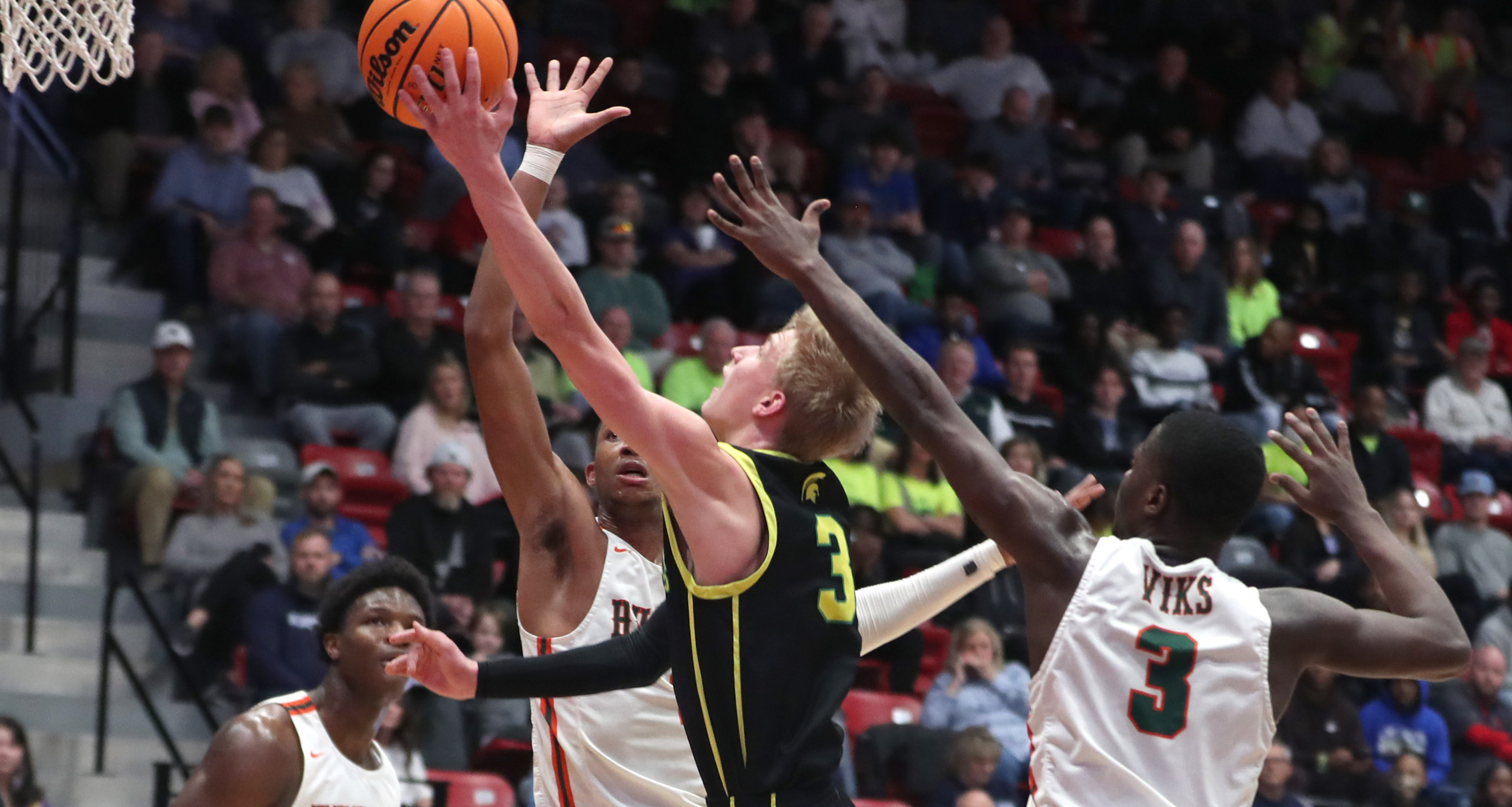 Mountain Brook vs. Huffman 6A NE boys final - al.com