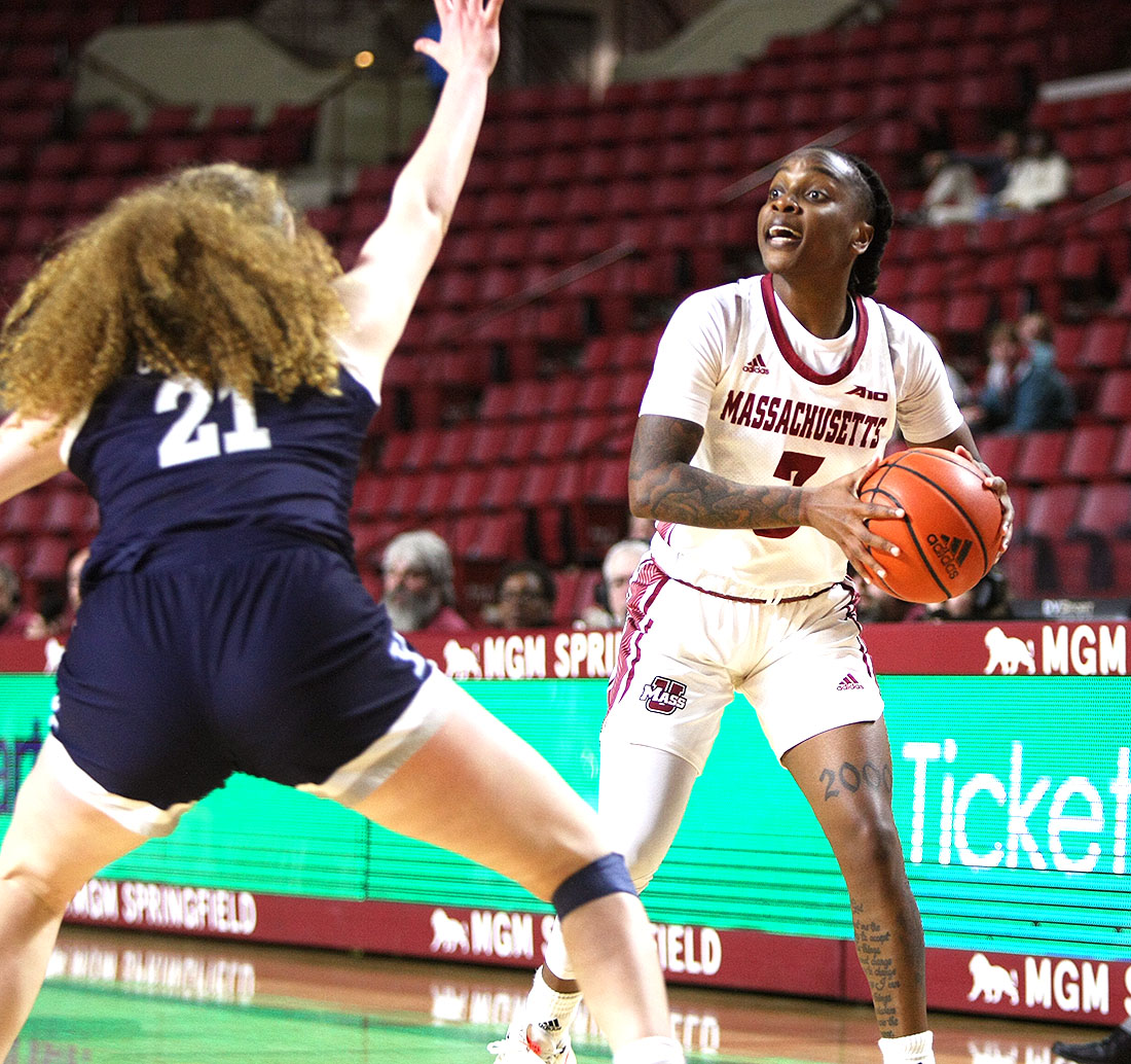 UMass Women's Basketball vs Yale 11/30/22 - masslive.com