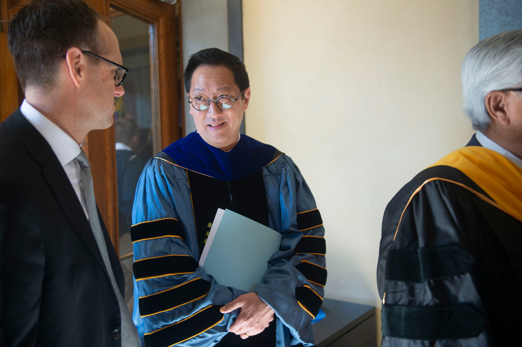 Santa Ono officially inaugurated as President of the University of ...