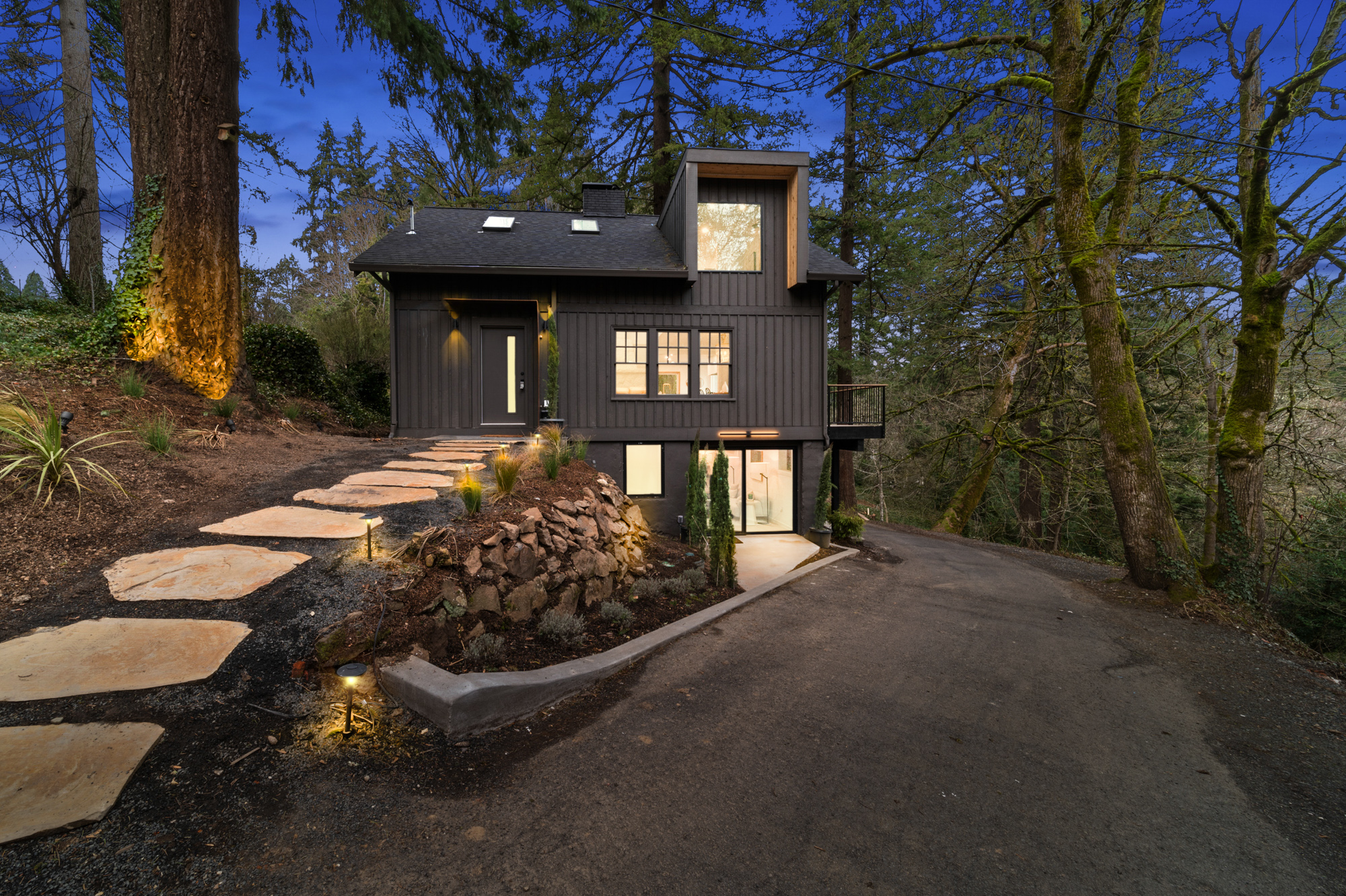 Pacific Northwest Modern home - oregonlive.com