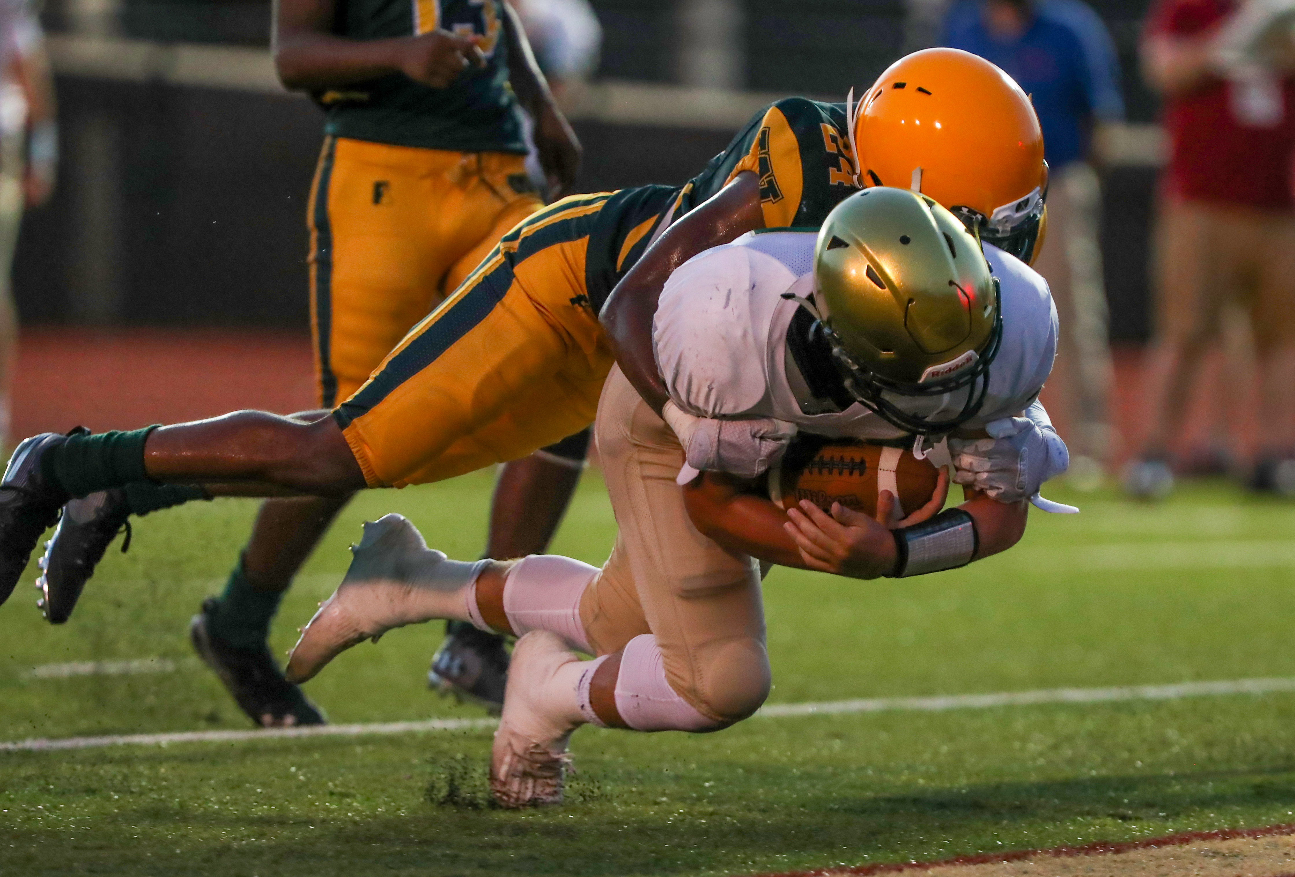 Mountain Brook at Woodlawn HSFB - al.com