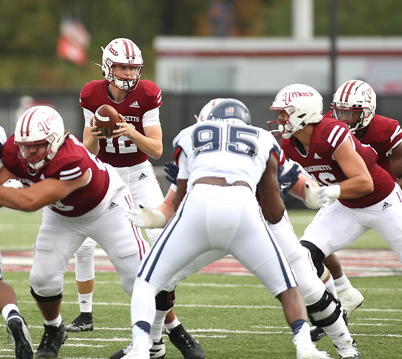 UMass Football vs UConn 10/9/21 - masslive.com