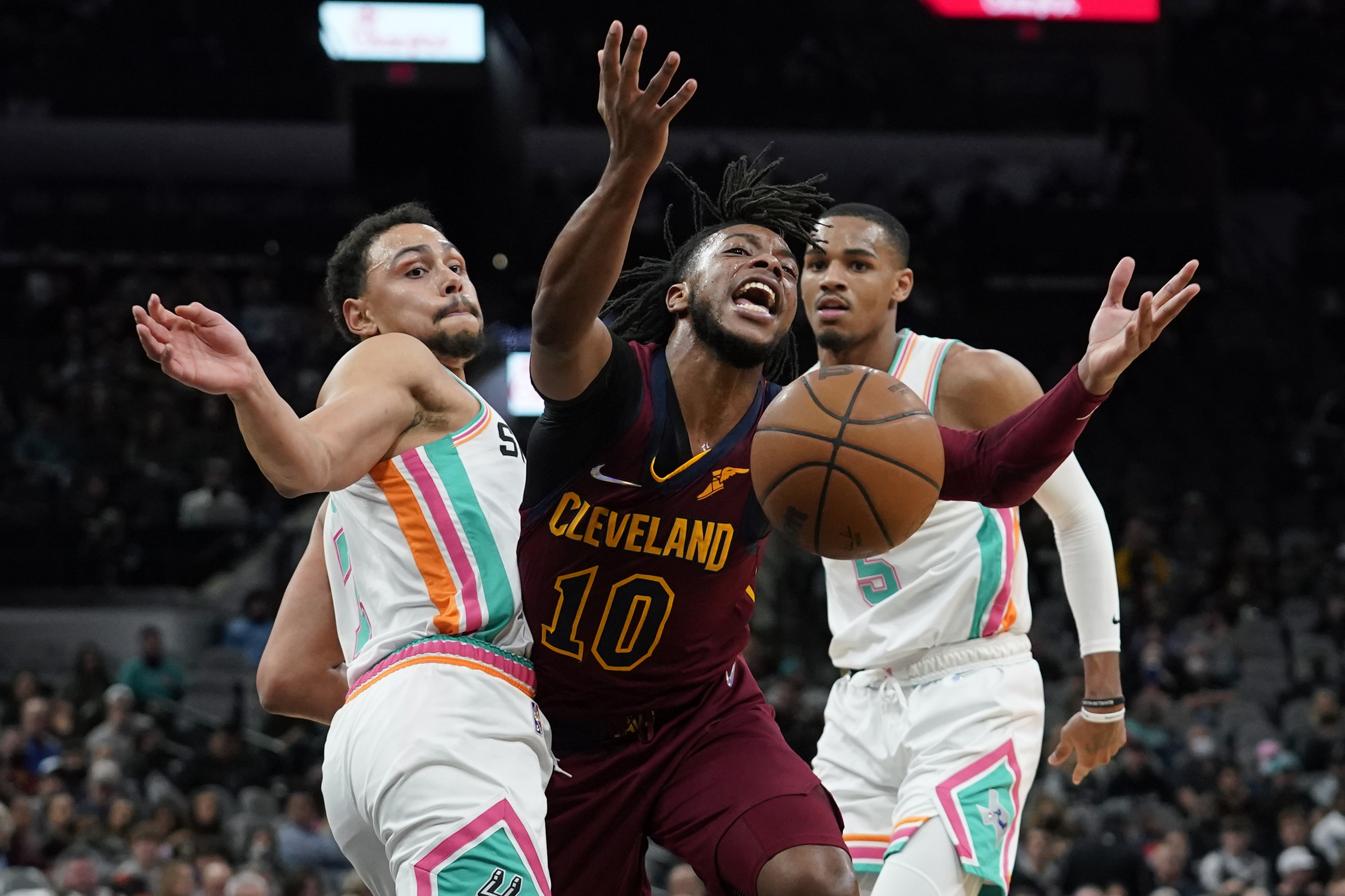 Cavaliers vs Spurs, Jan. 14 2022 - cleveland.com