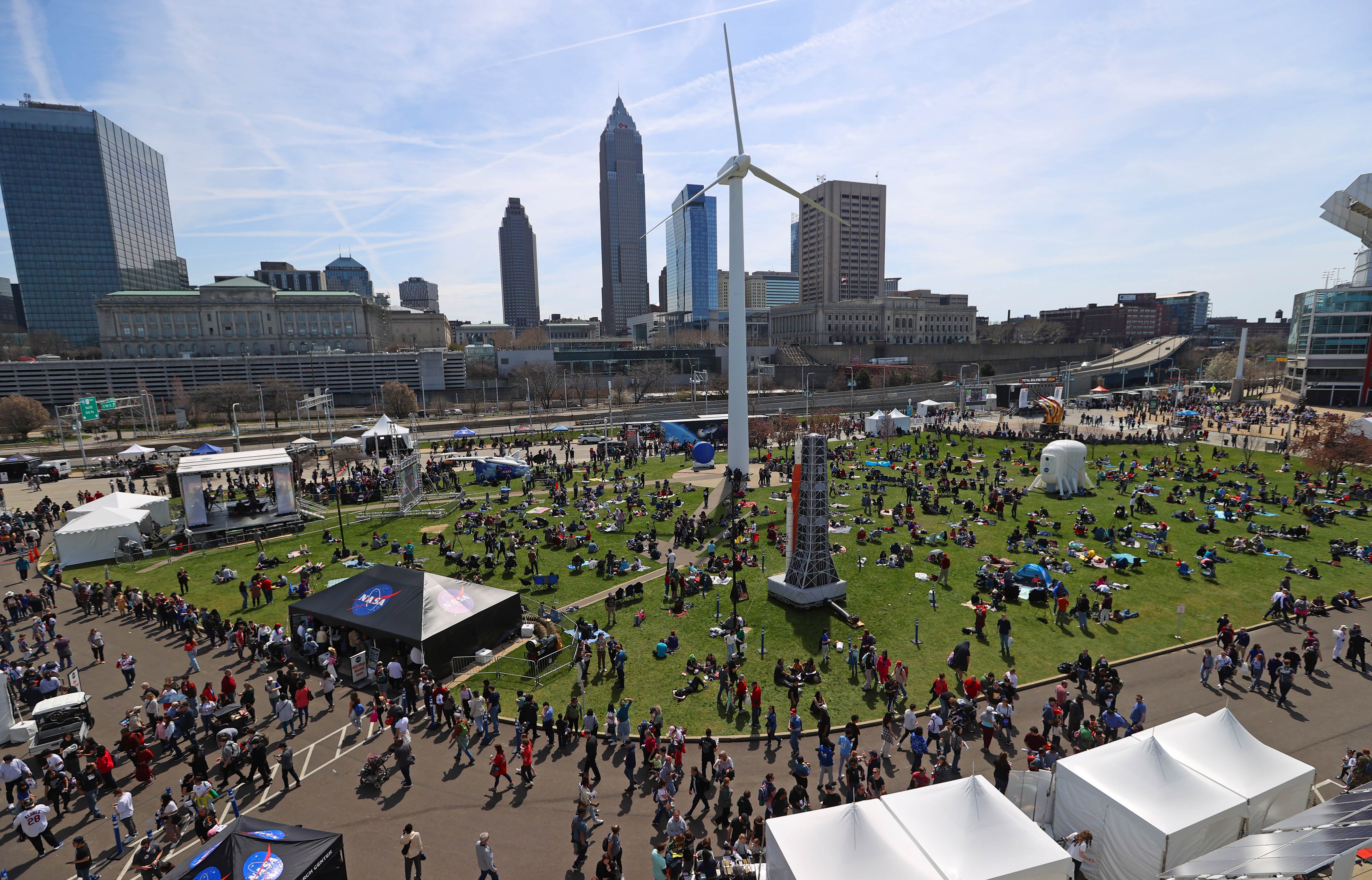 75 photos from Cleveland's total solar eclipse, April 8, 2024 ...
