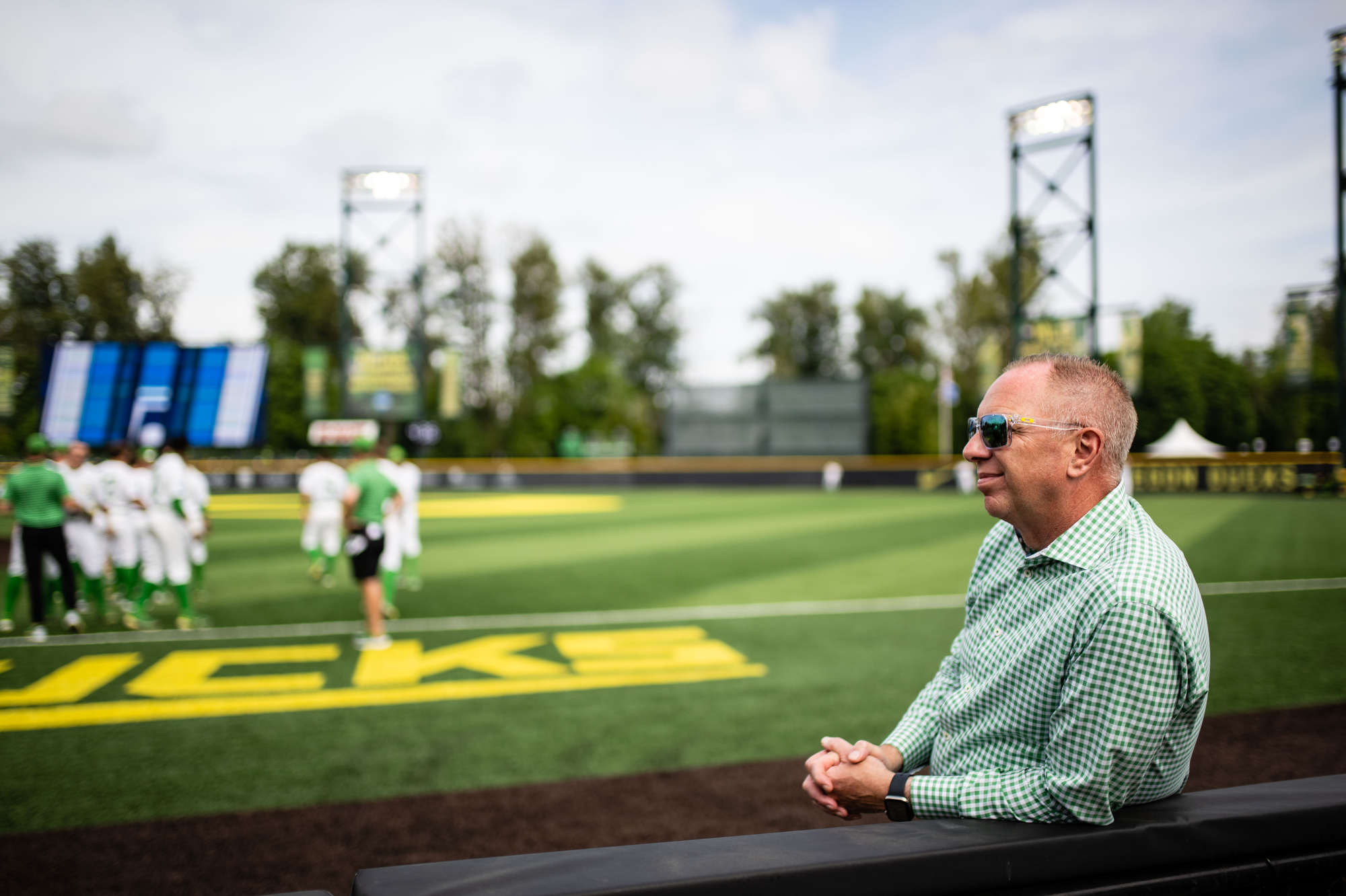 Oregon Ducks vs. Oral Roberts, Eugene Super Regional Game 1 ...