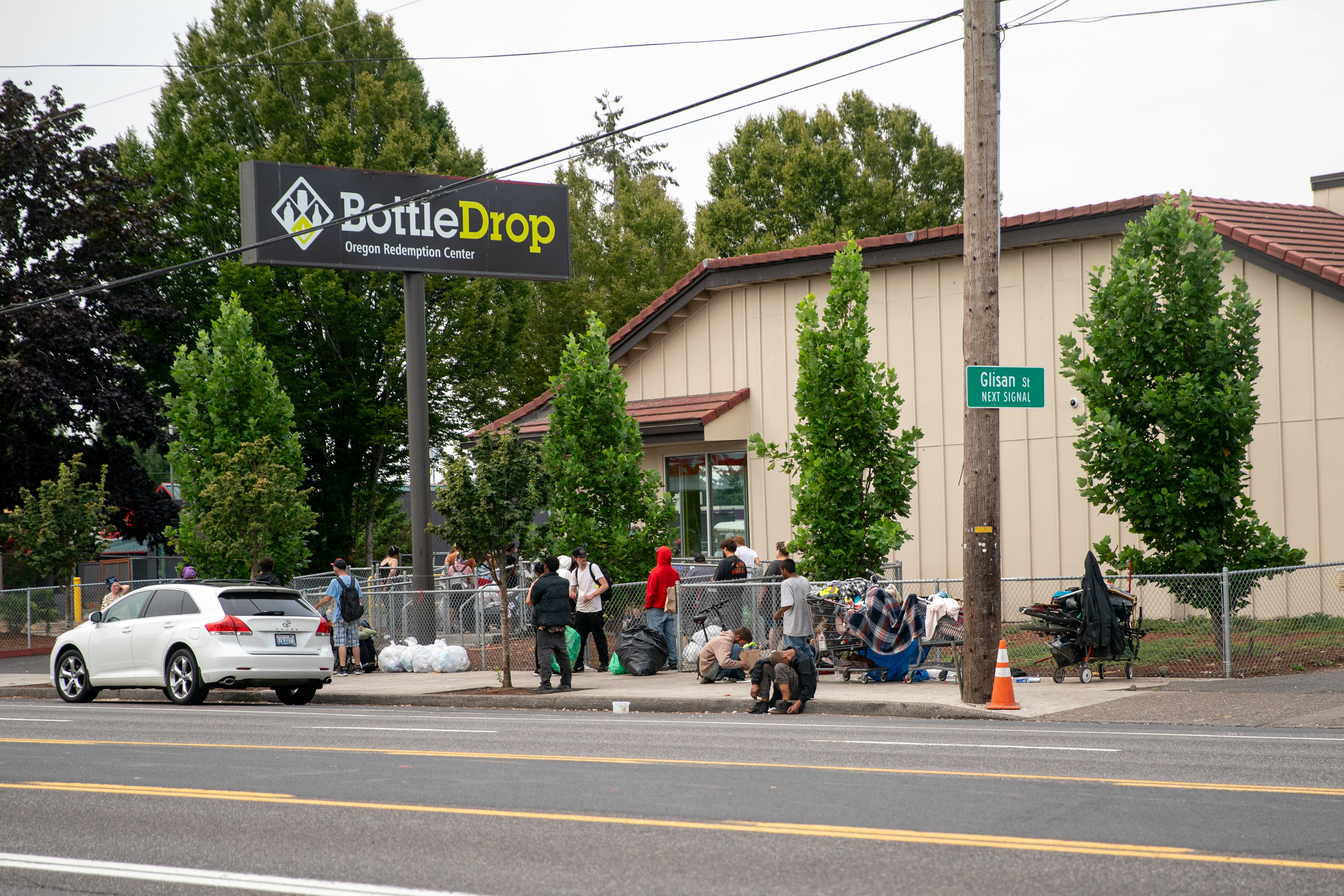 Portland's Hazelwood neighborhood at 122nd Avenue and Burnside Street ...