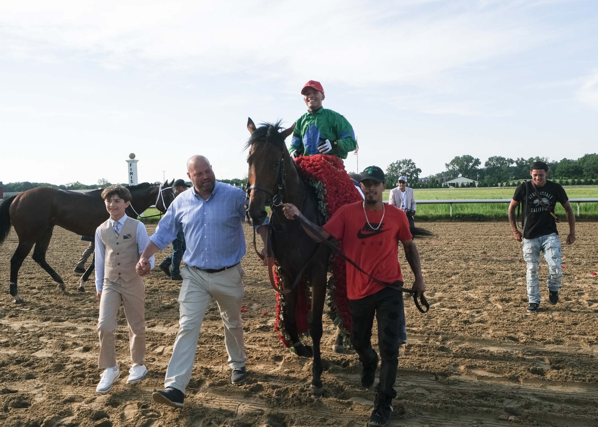 The 2025 Ohio Derby at JACK Thistledown Racino (30 photos) - cleveland.com