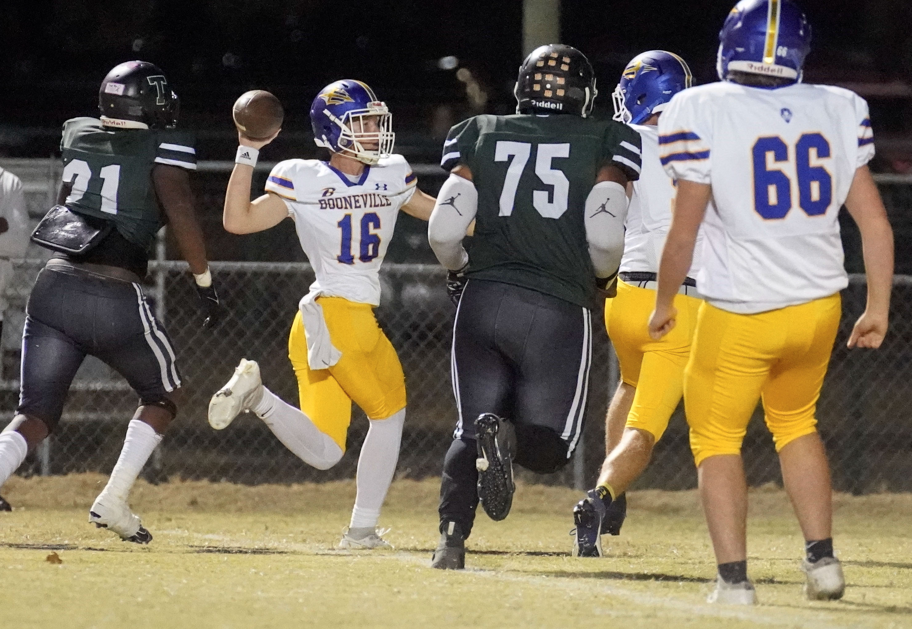 Booneville, MS vs. Tanner High School Football - al.com